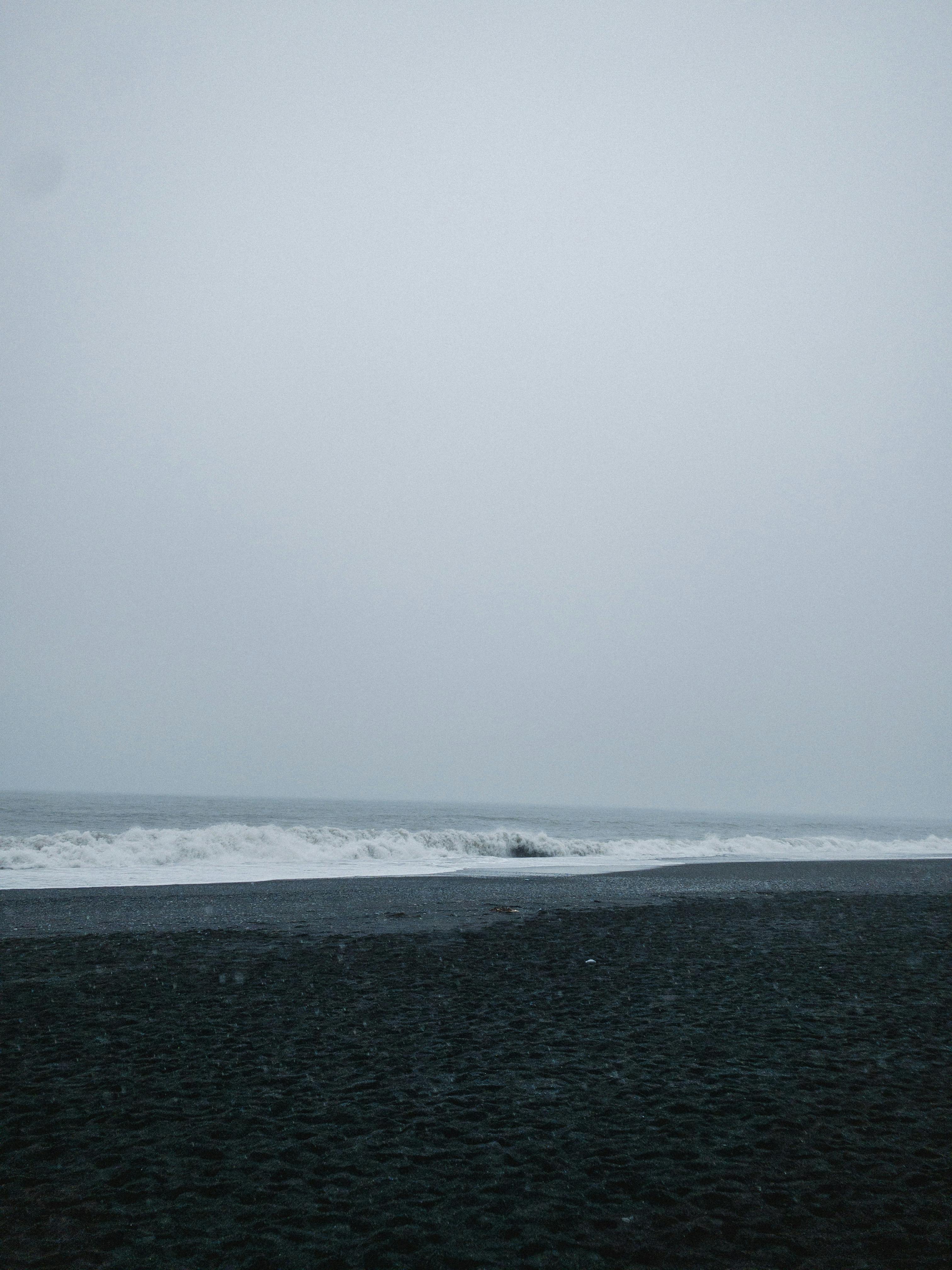Overcast over Sea Shore · Free Stock Photo