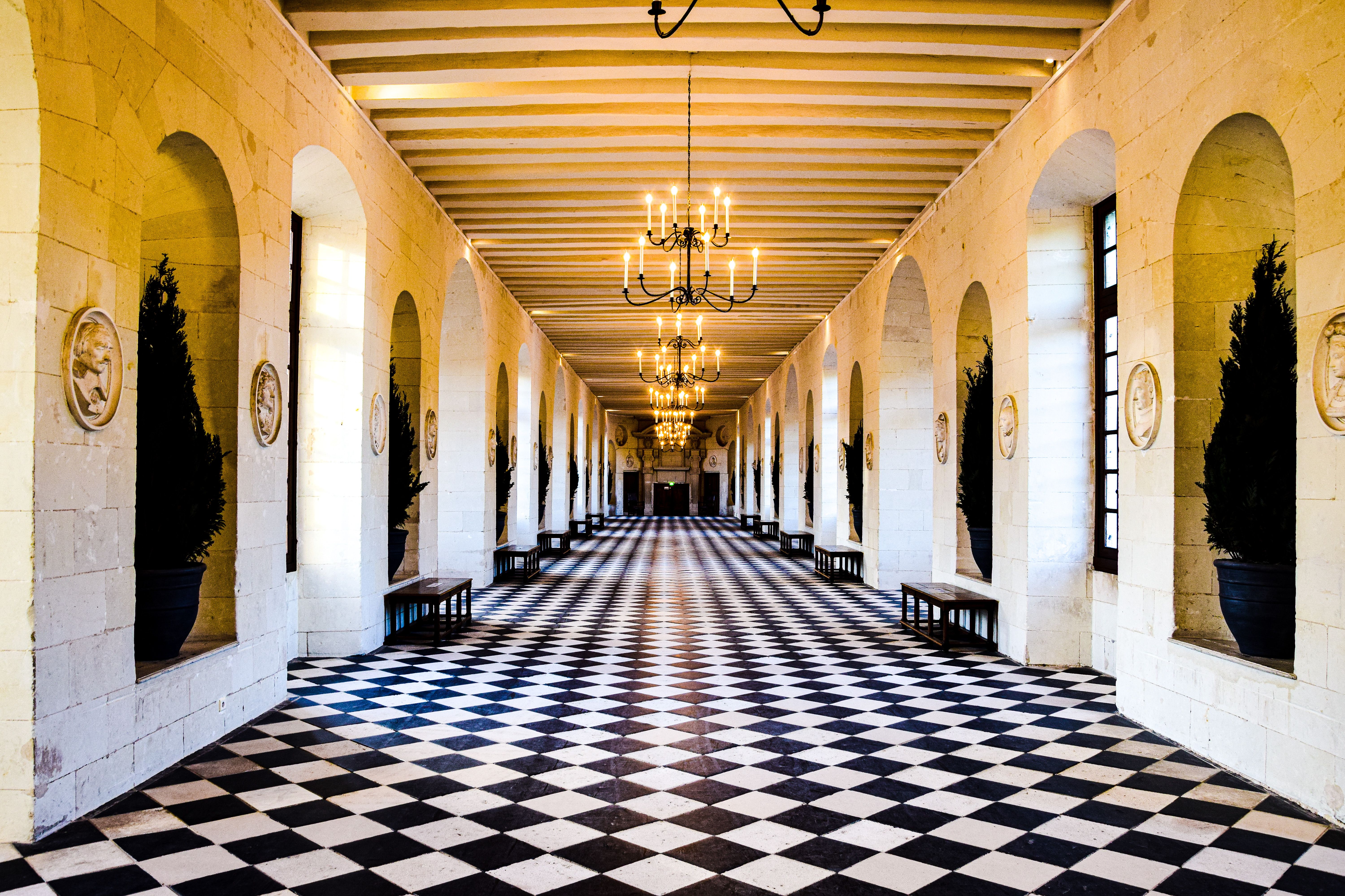 Corridor in Palace in France · Free Stock Photo