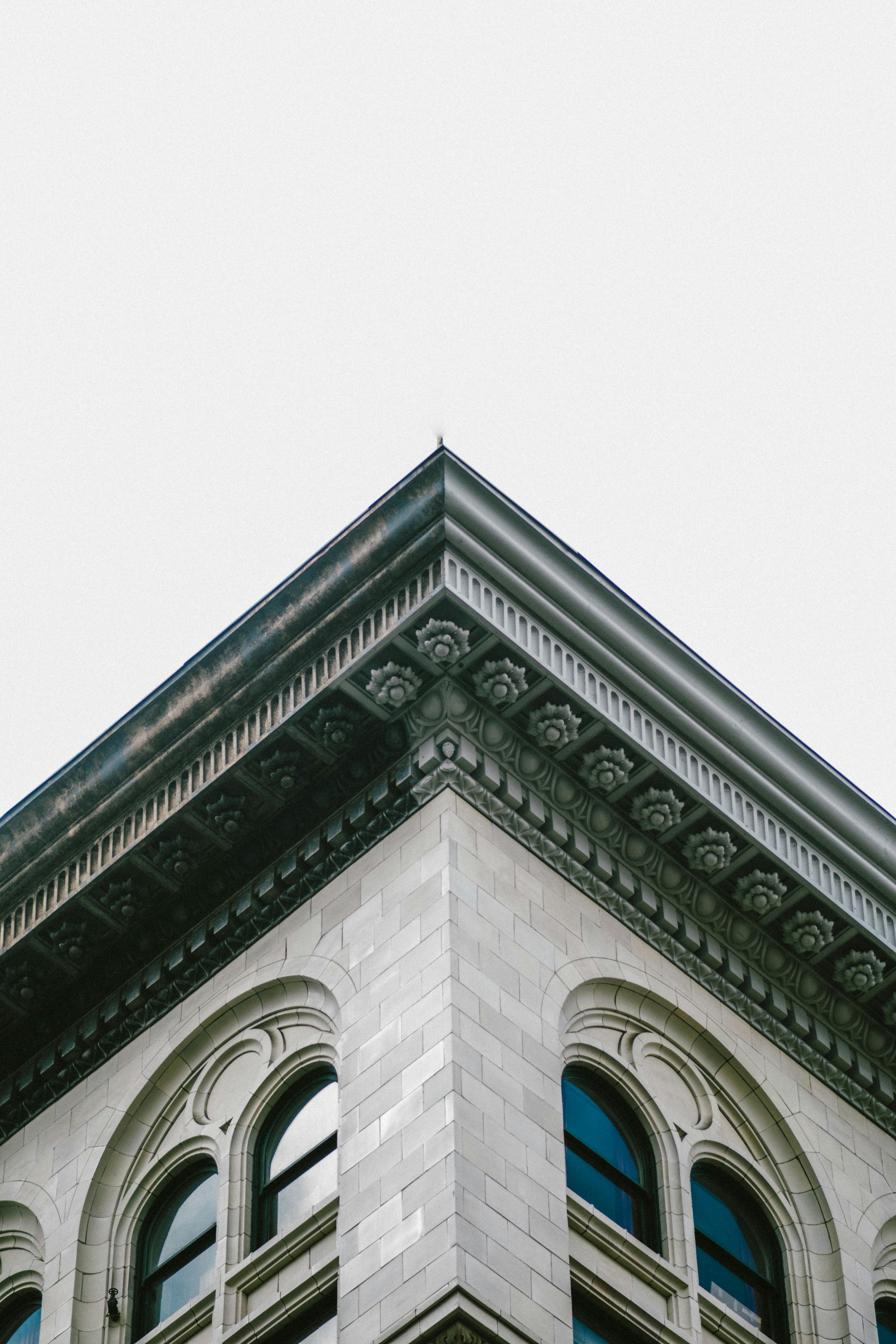 Close-up of a Corner of a Traditional Building in City · Free Stock Photo