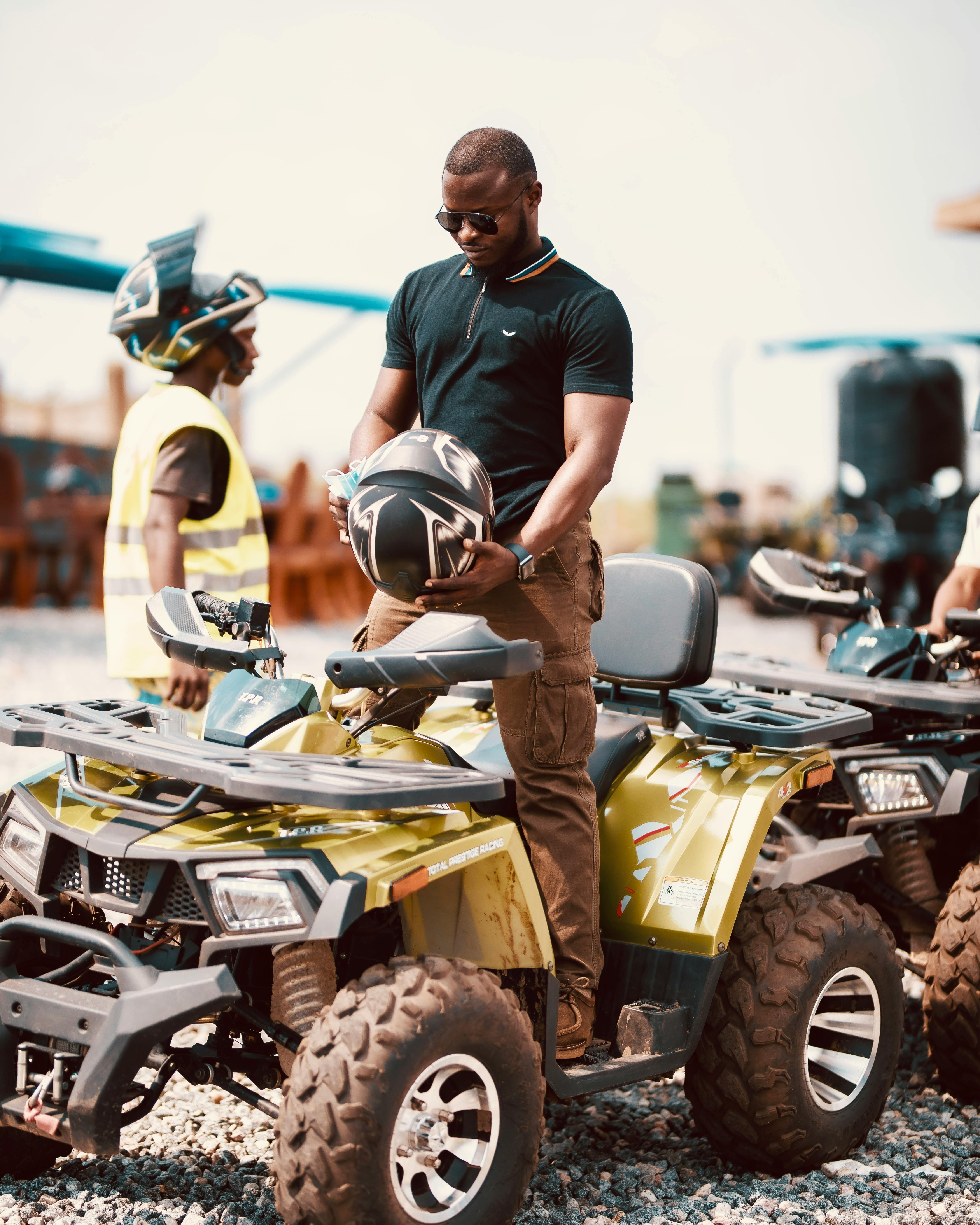 Man on a Quad Bike · Free Stock Photo