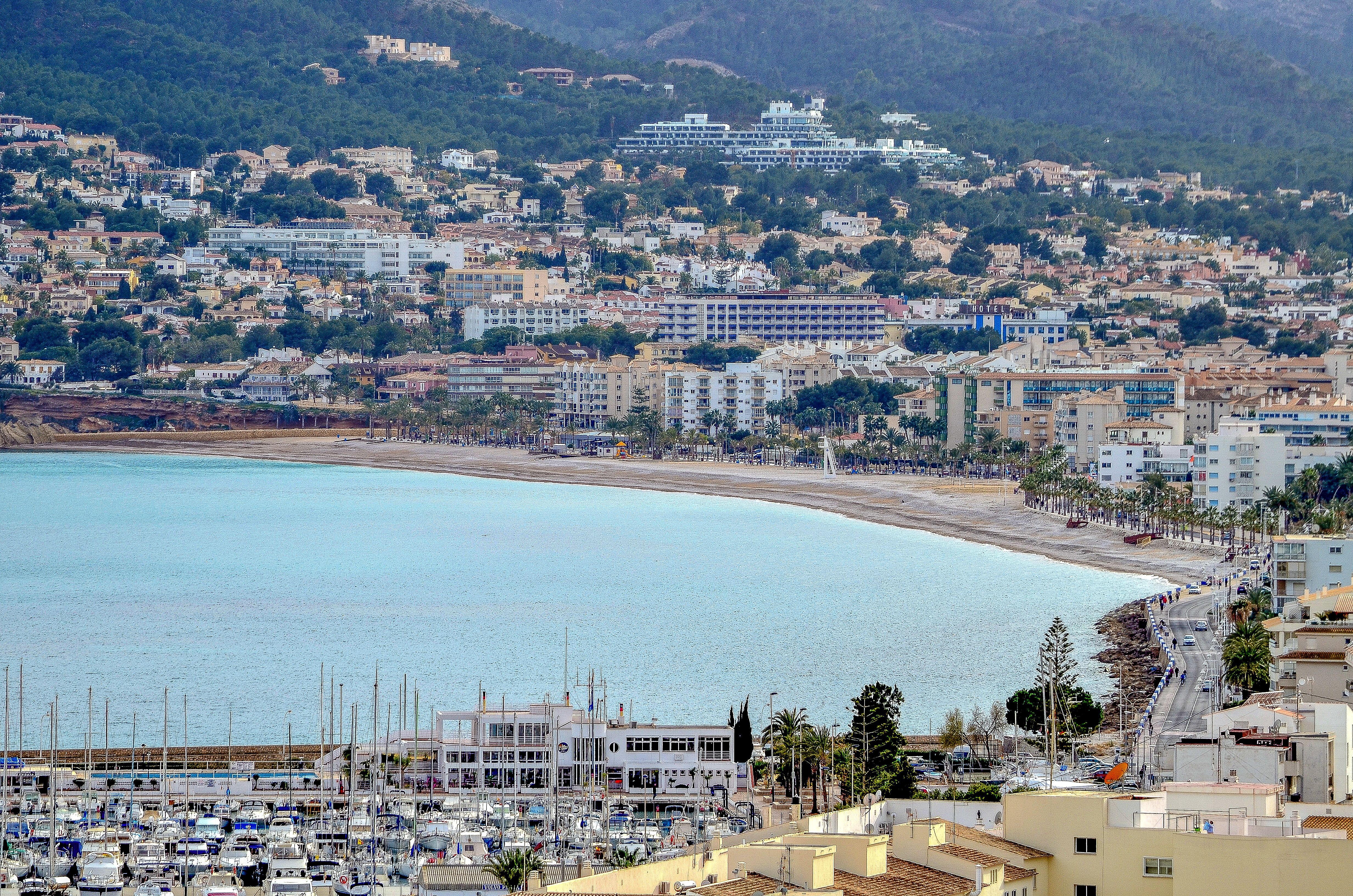 A Summer Resort by the Sea in Summer · Free Stock Photo