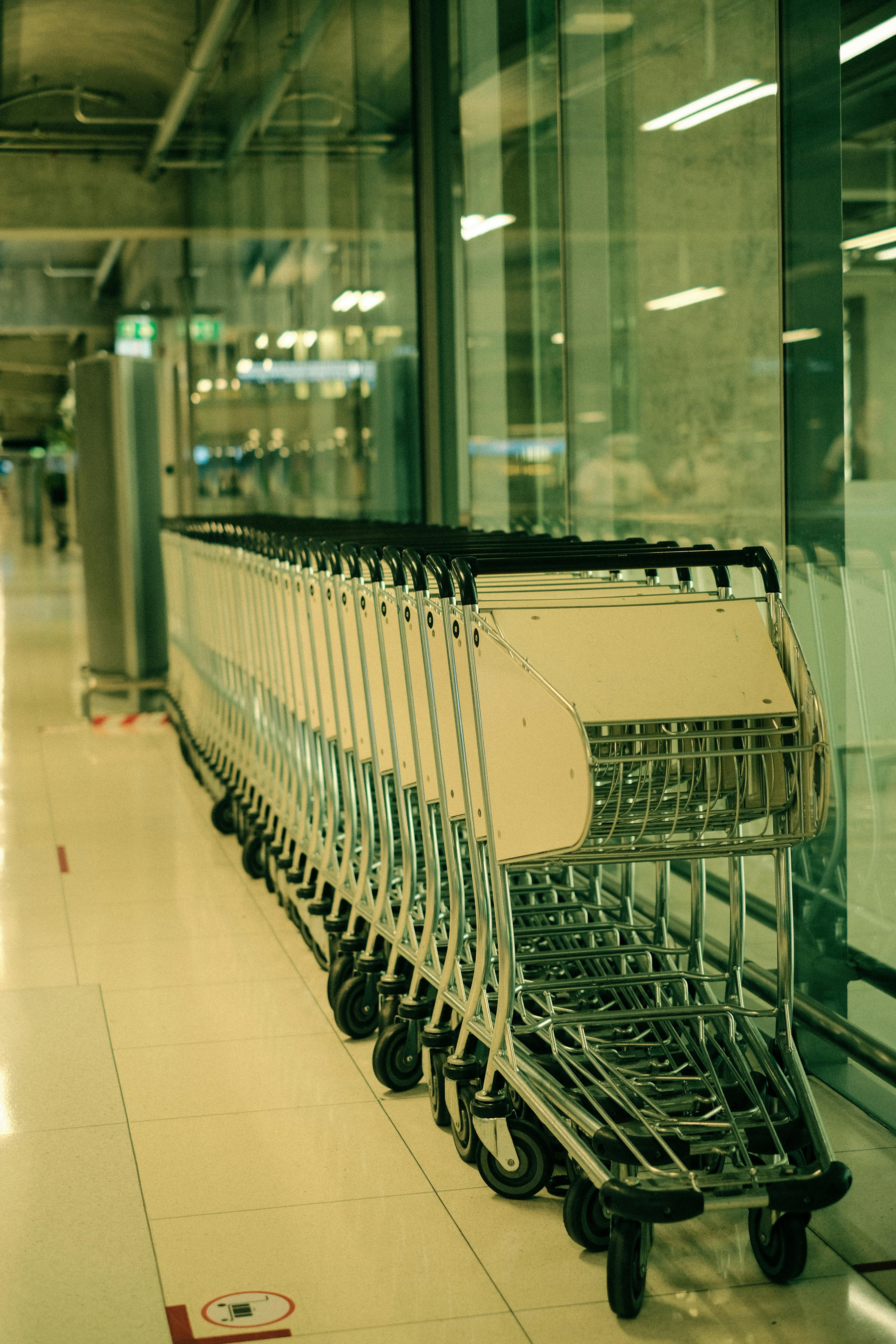 Trolleys Photos, Download The BEST Free Trolleys Stock Photos & HD Images