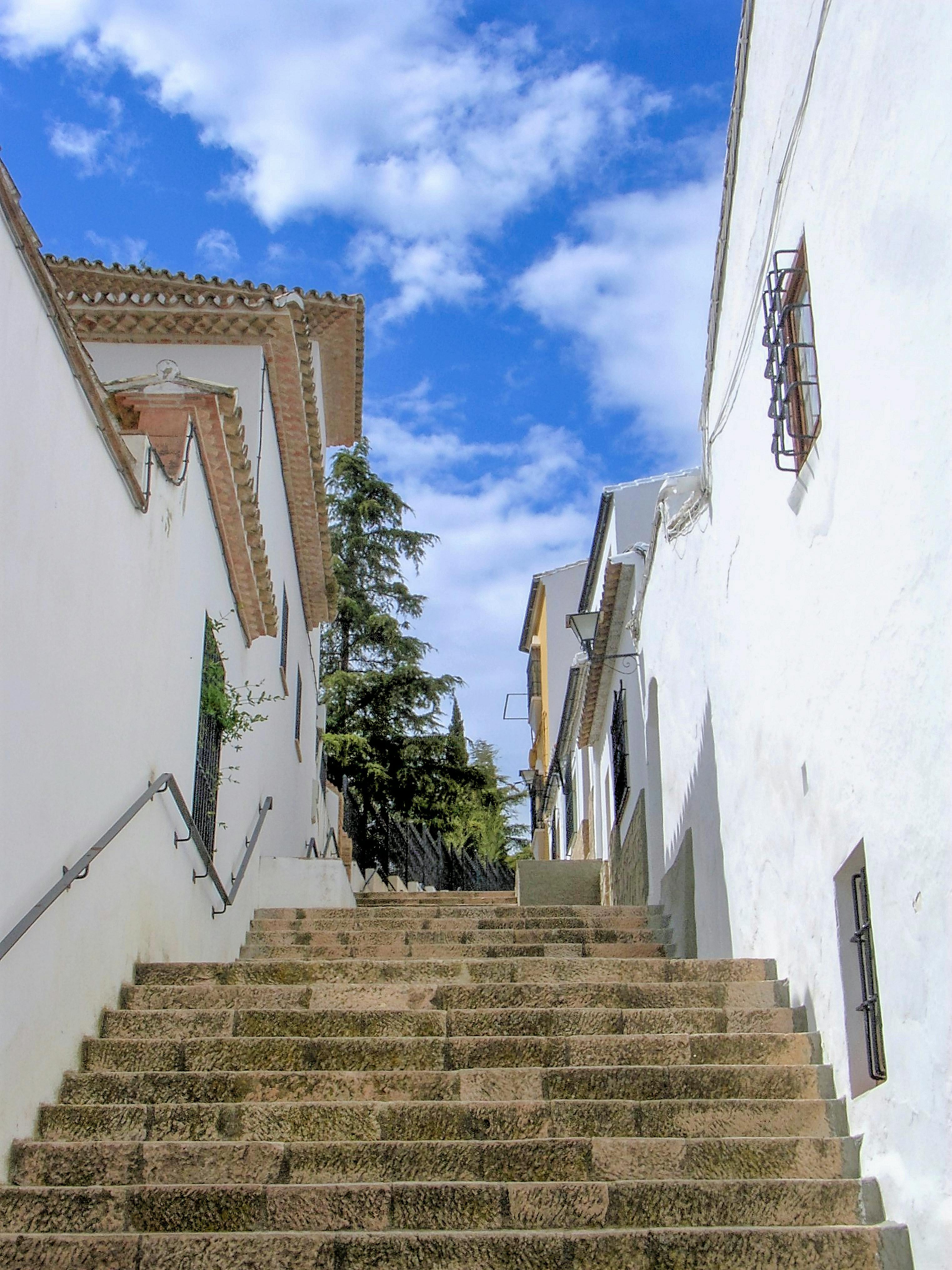 Stairs in a Narrow Alley · Free Stock Photo