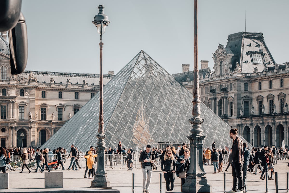 Square Louvre Photos, Download The BEST Free Square Louvre Stock Photos ...