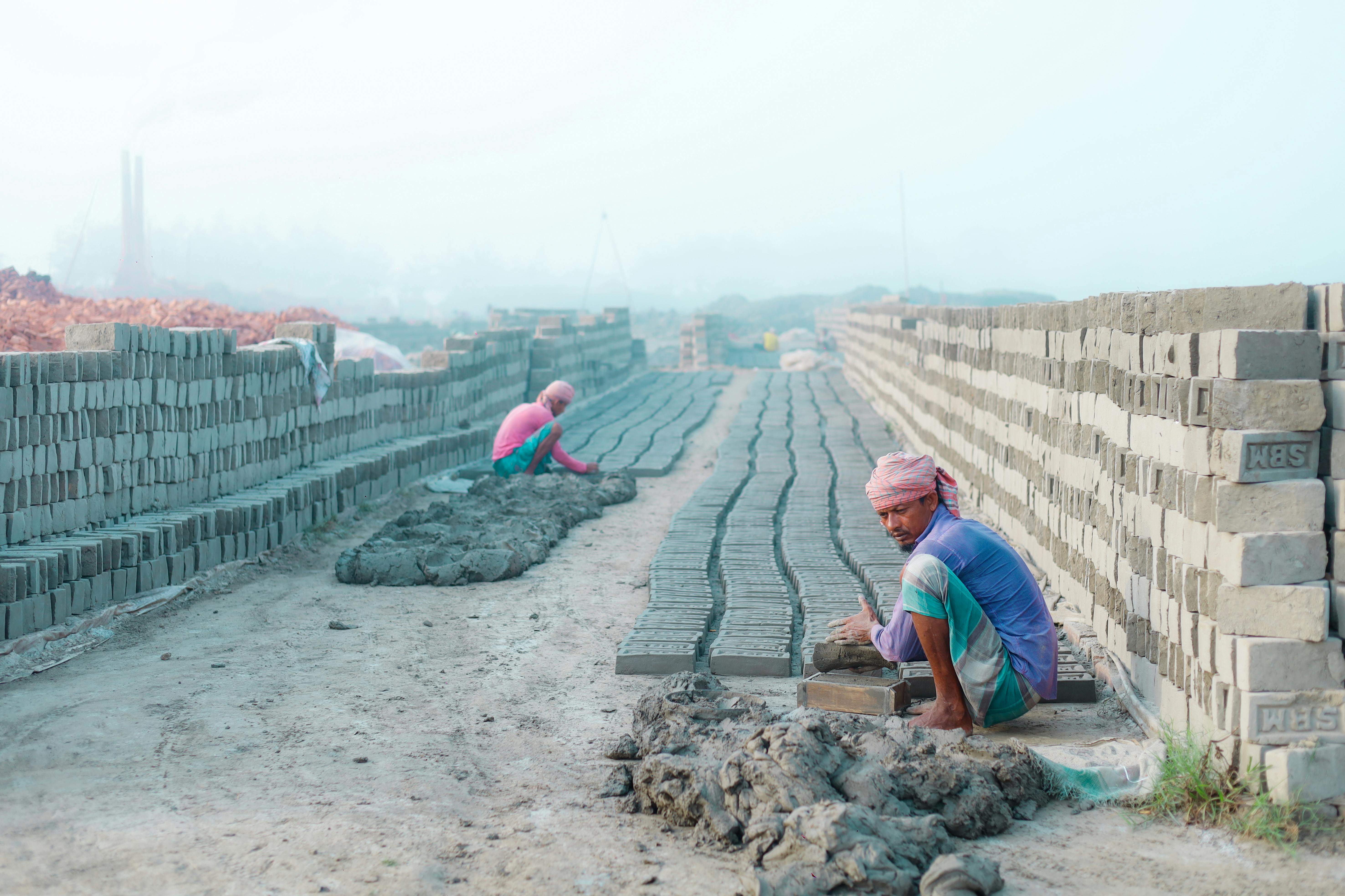 Brick Building Process Photos, Download The BEST Free Brick Building ...