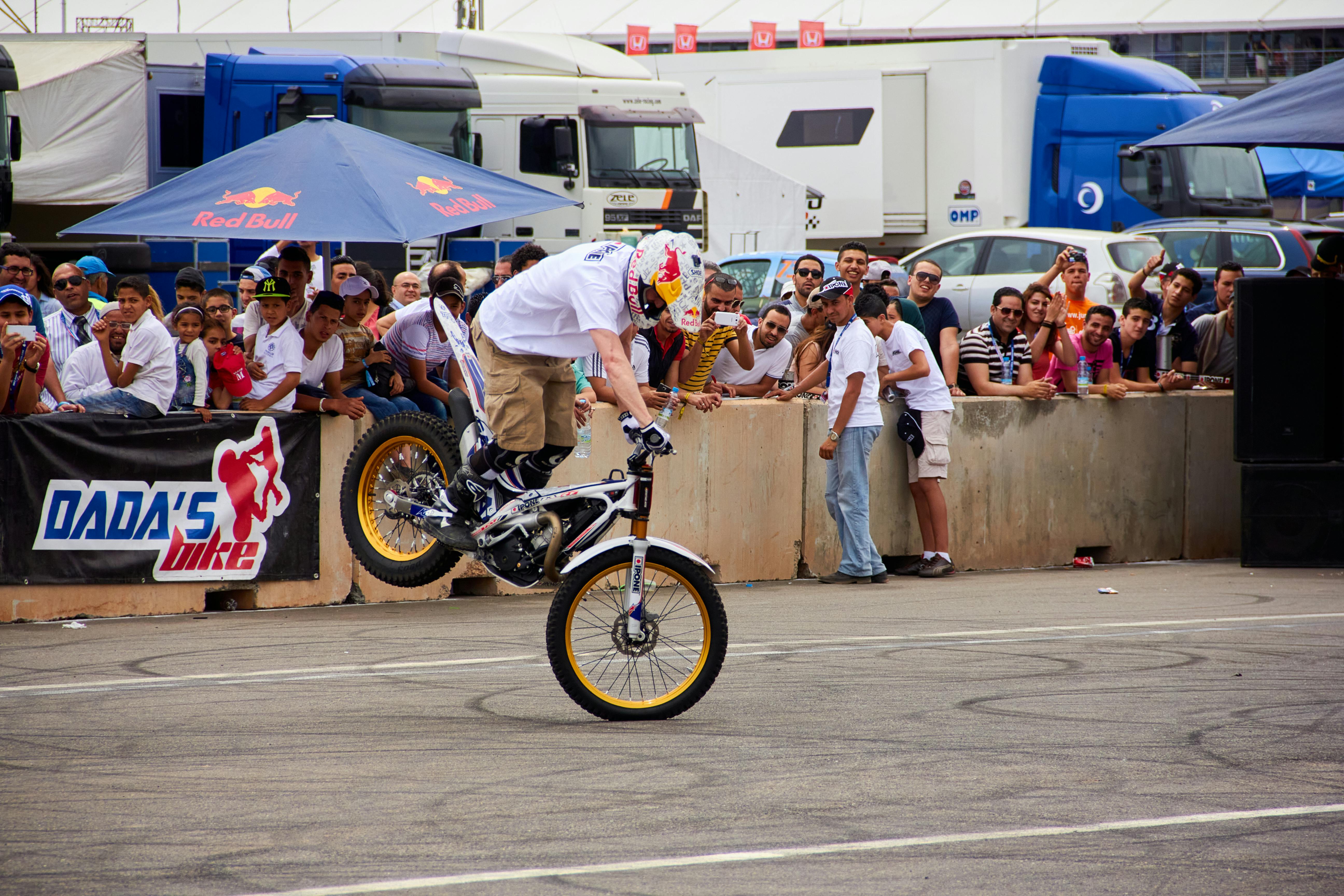 Target Audience Photos, Download The BEST Free Target Audience Stock ...