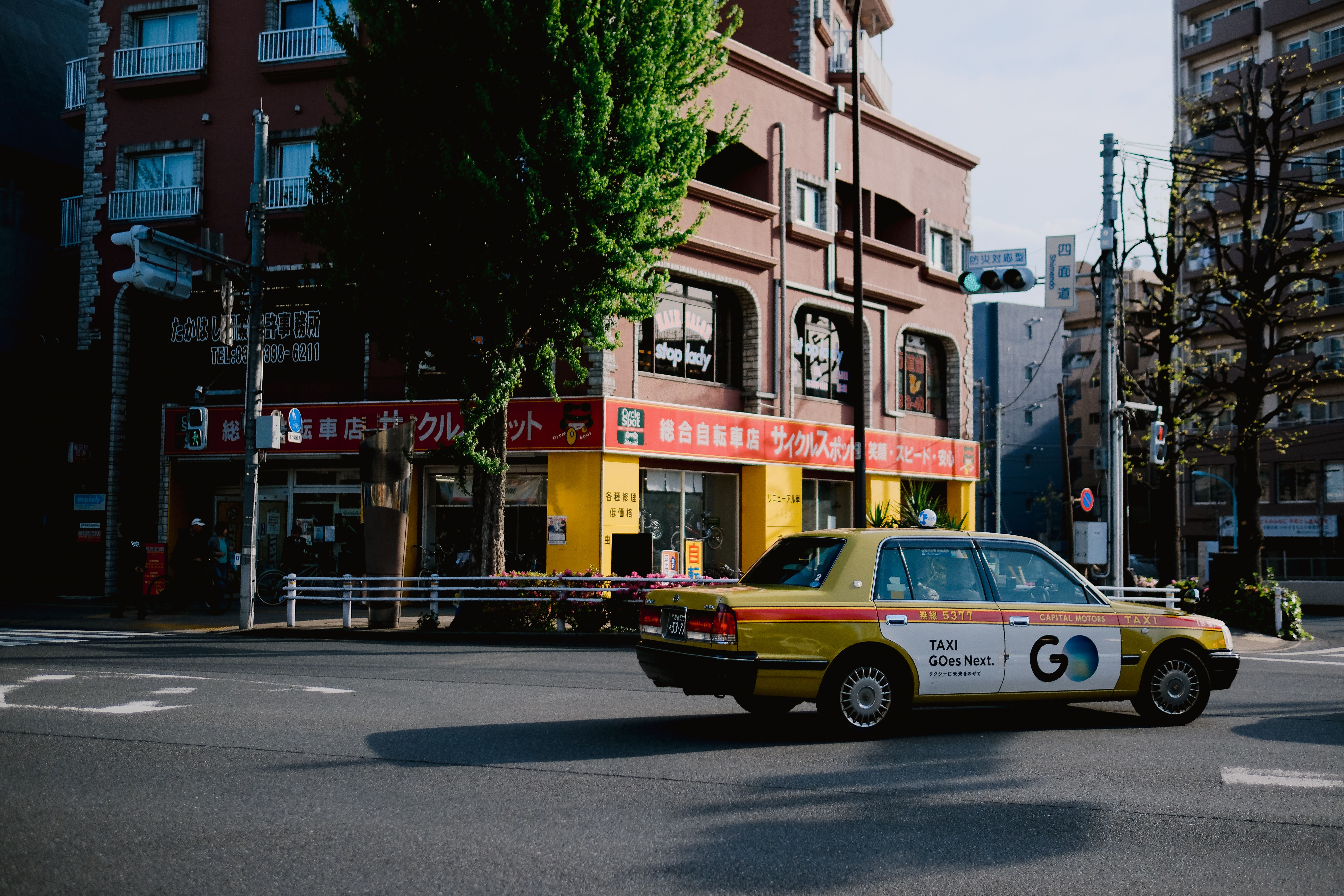Taxi on Street in Tokyo · Free Stock Photo