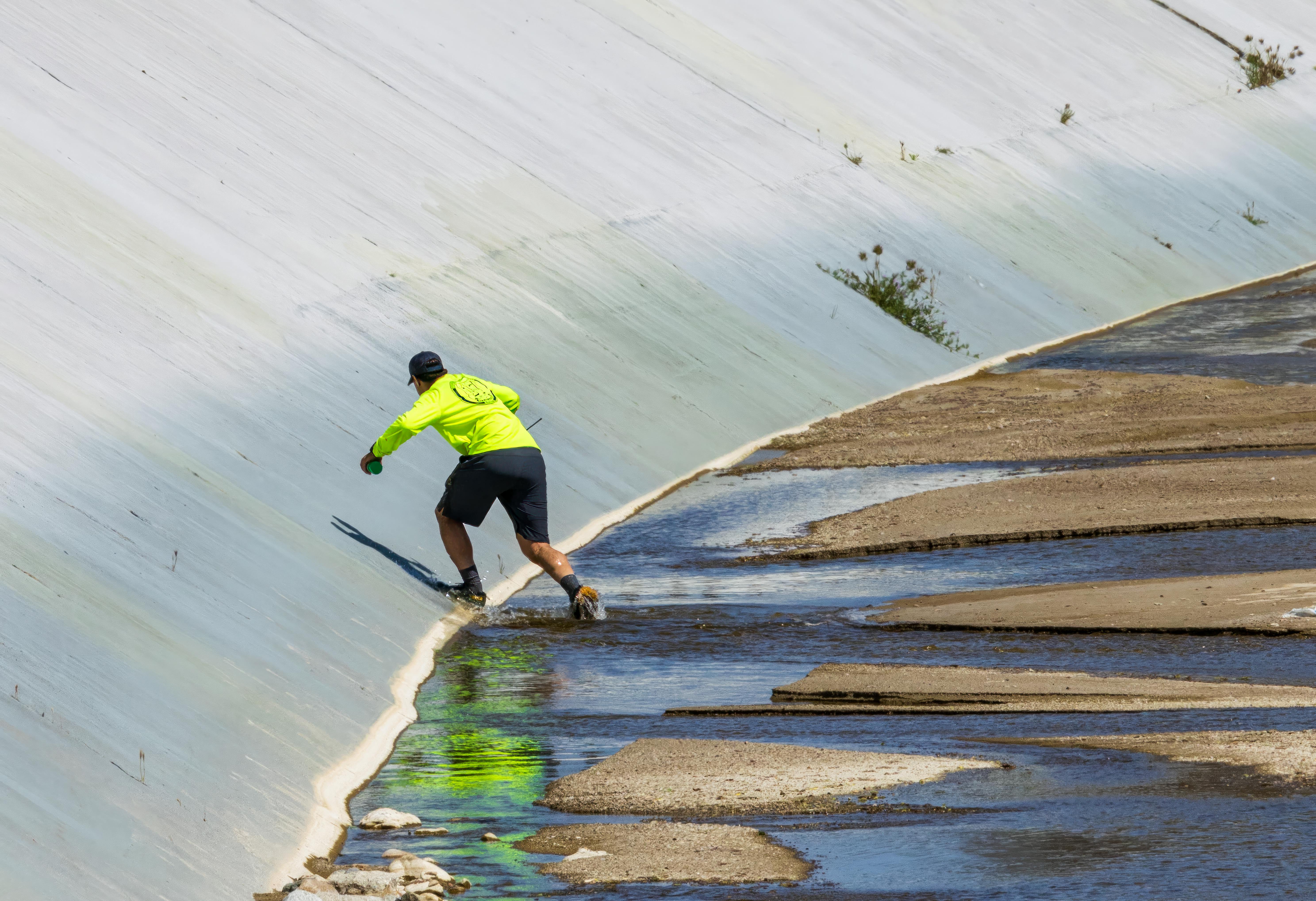 Neon Track Photos, Download The BEST Free Neon Track Stock Photos & HD ...