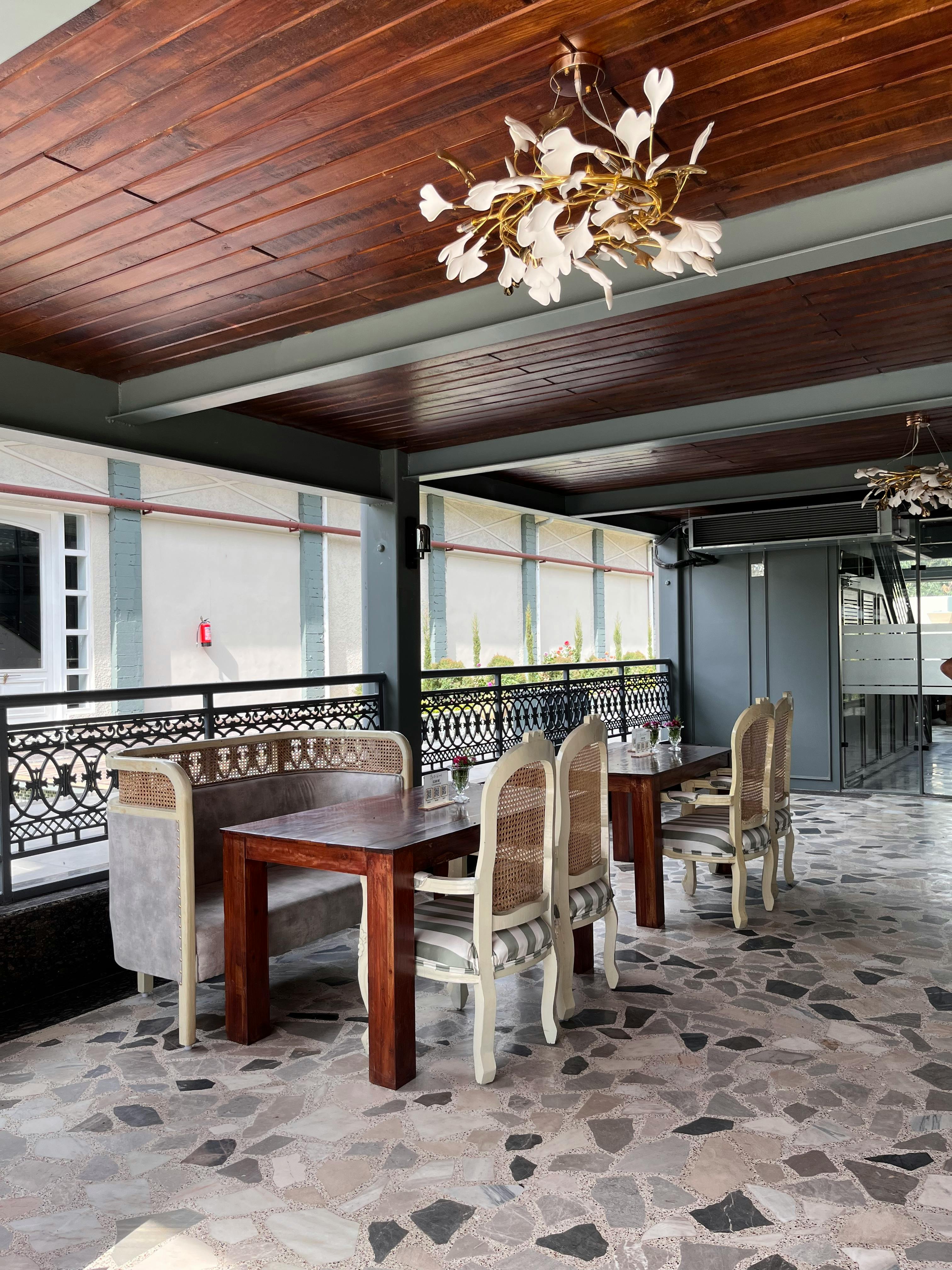 Halls Photos, Download The BEST Free Halls Stock Photos & HD Images