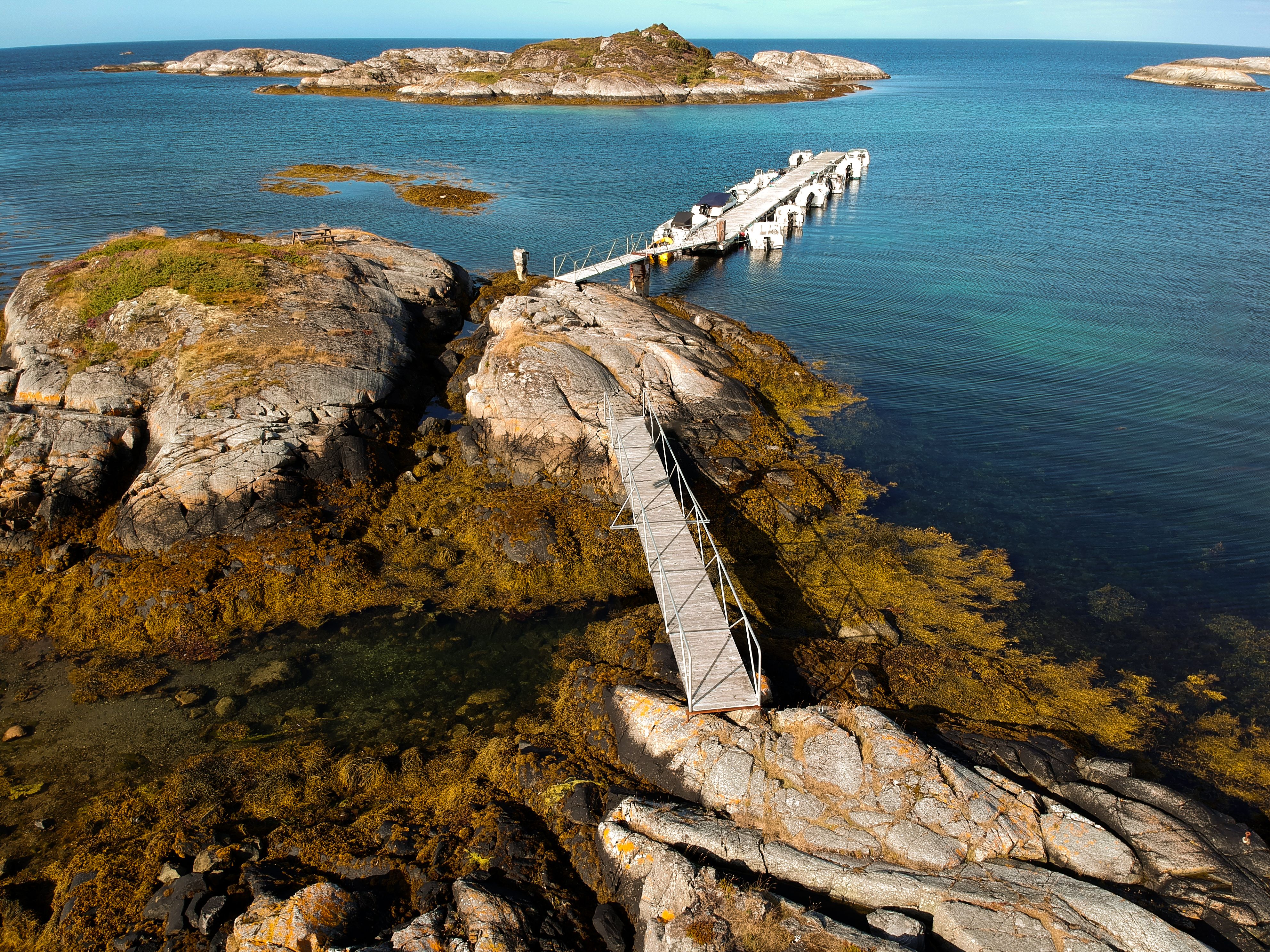 Bridge and Jetty on Rocks · Free Stock Photo
