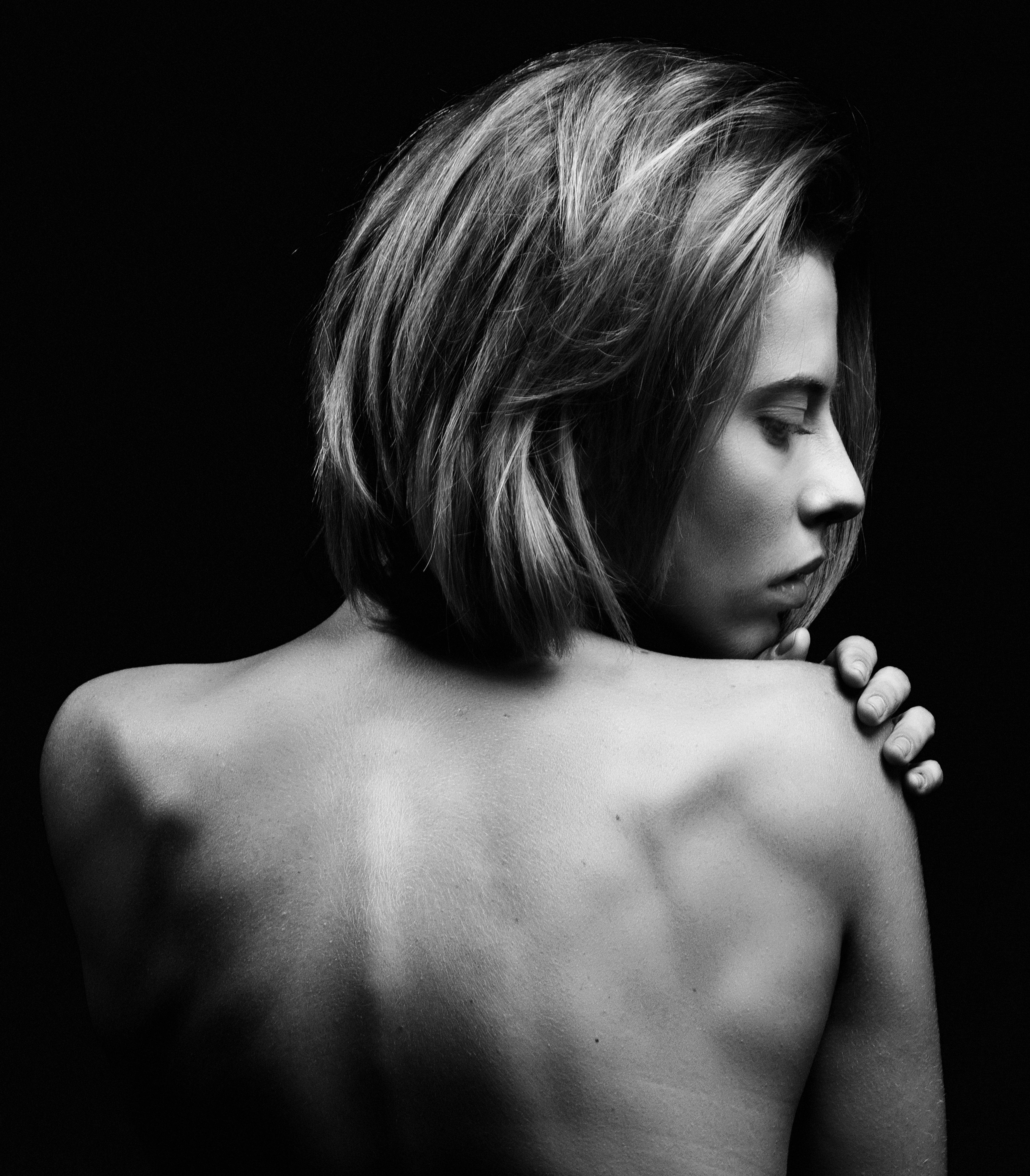 Back View of Woman in Black and White · Free Stock Photo