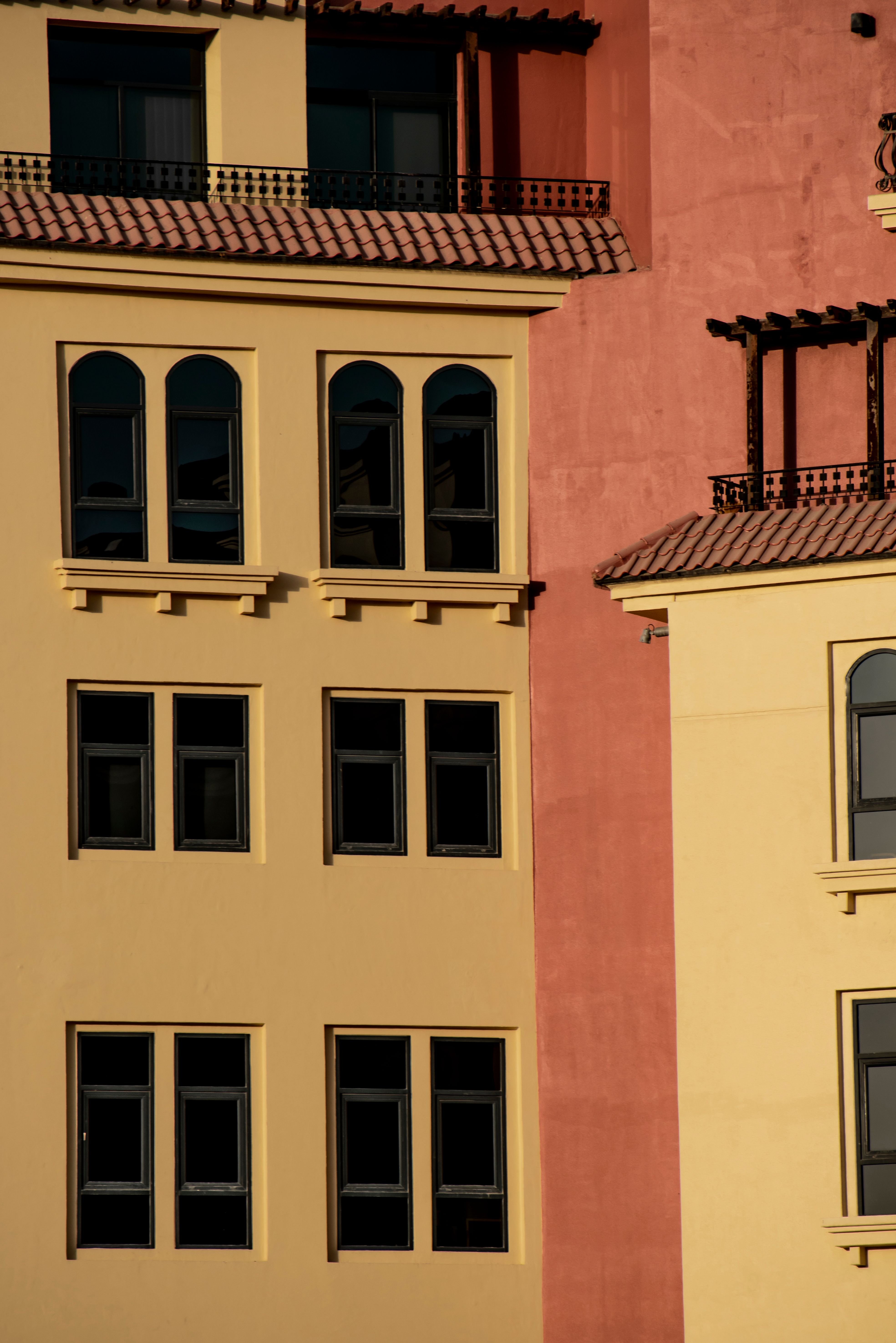 Windows in Apartment Building in Dubai, UAE · Free Stock Photo
