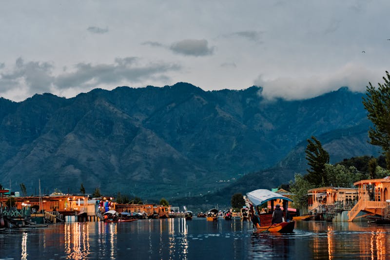 Srinagar Photos, Download The BEST Free Srinagar Stock Photos & HD Images