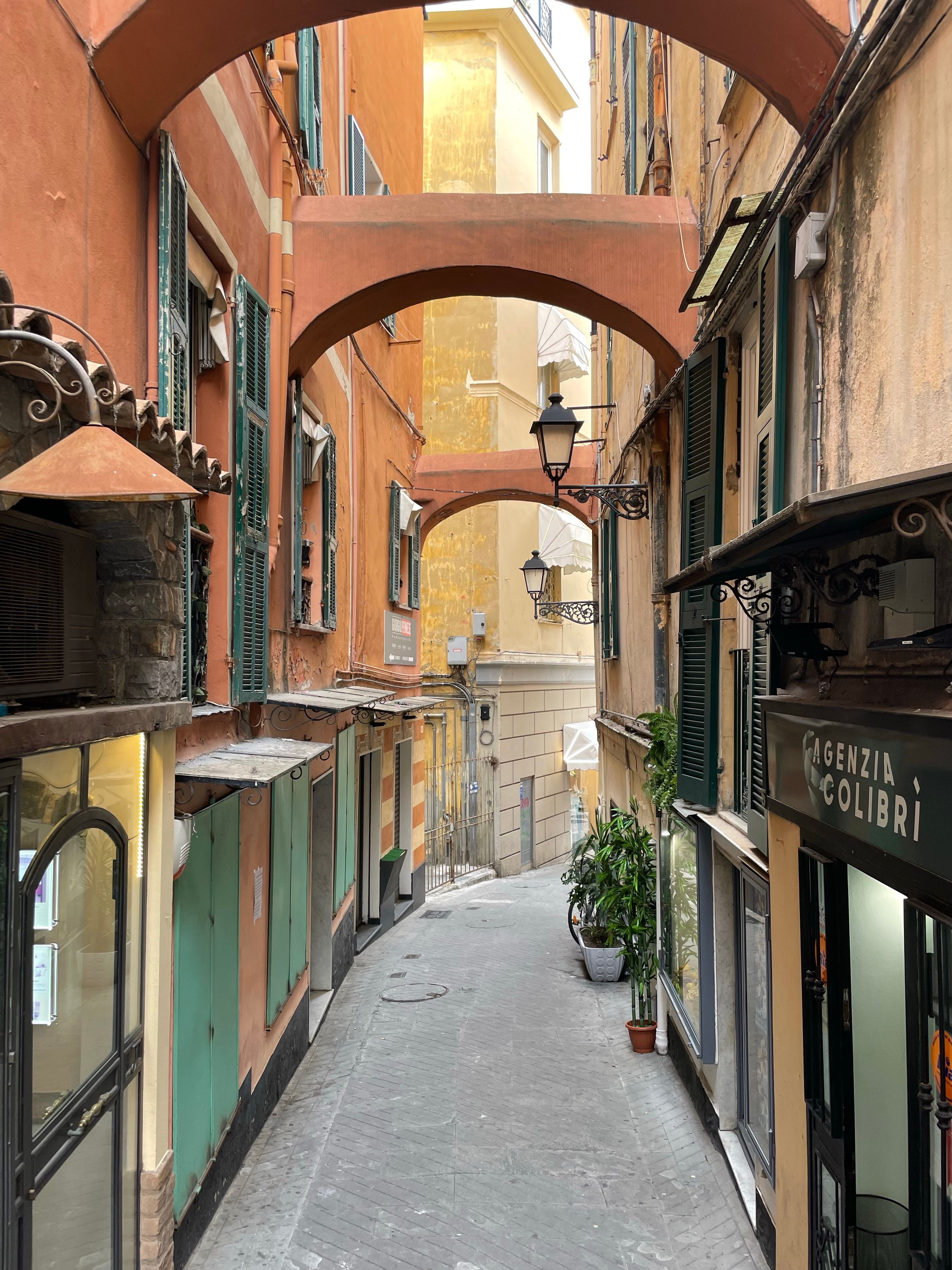 Arches above a Narrow Alley · Free Stock Photo
