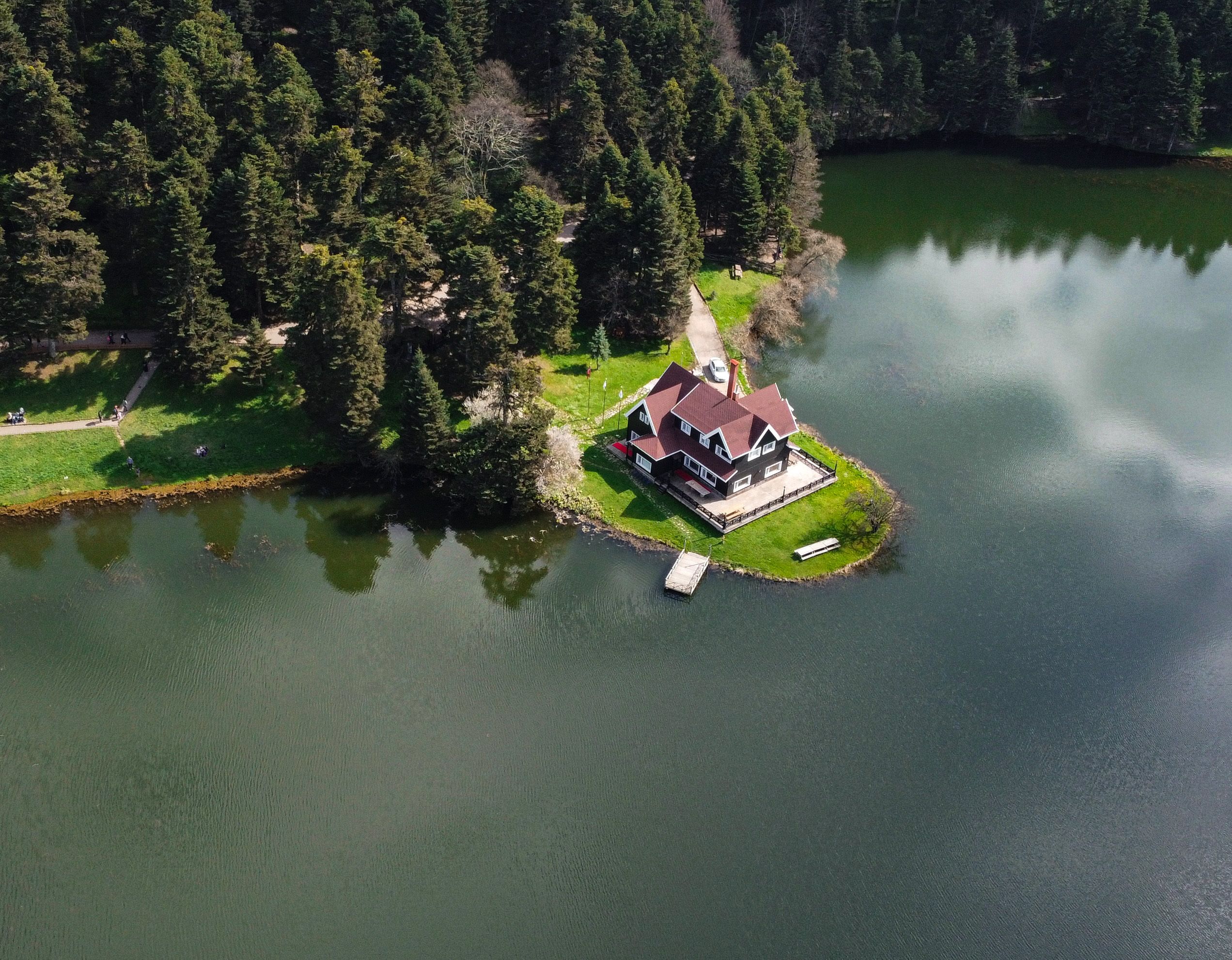 Casa Cerca Del Lago · Foto de stock gratuita