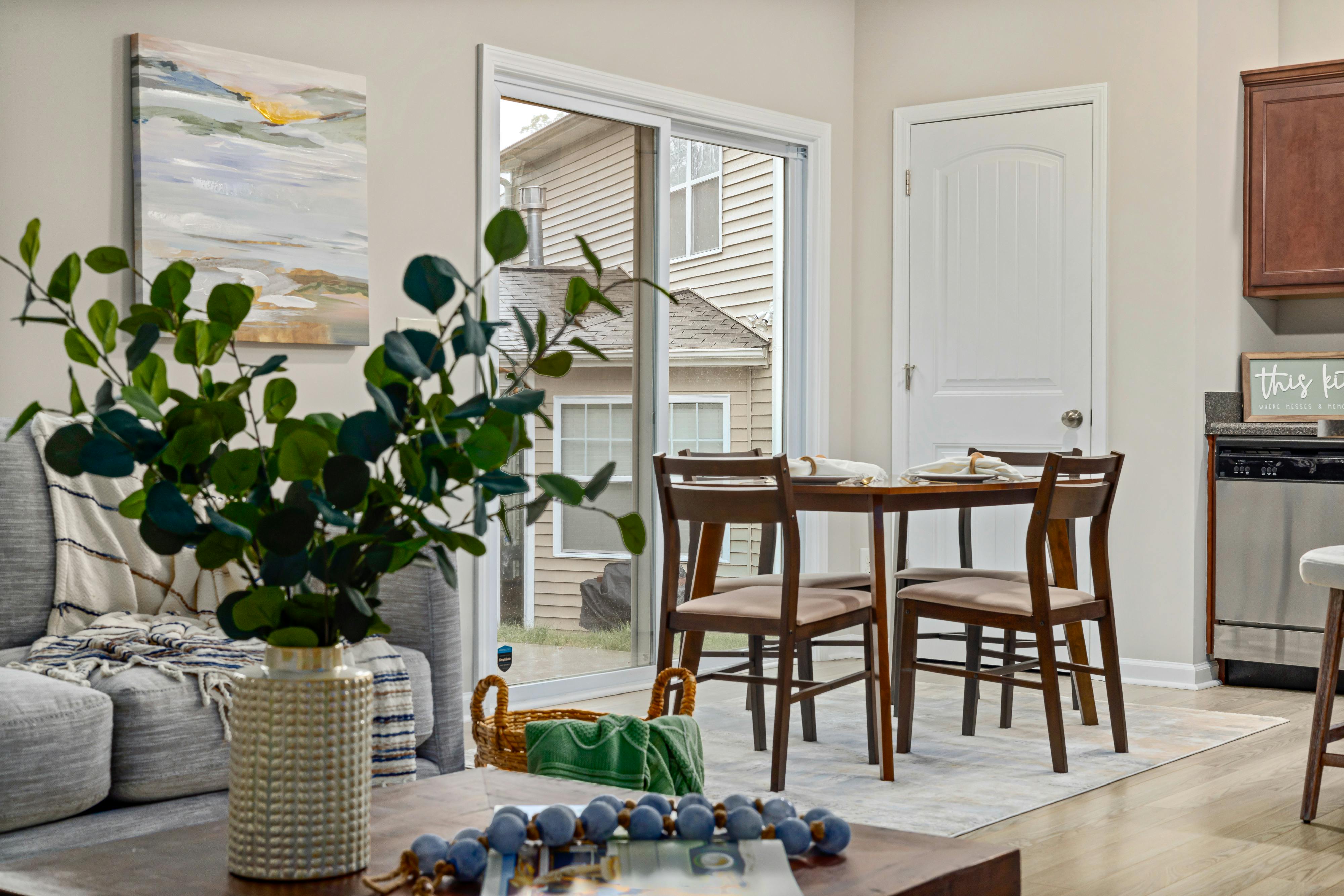 Interior Design of a Counter with Plants · Free Stock Photo