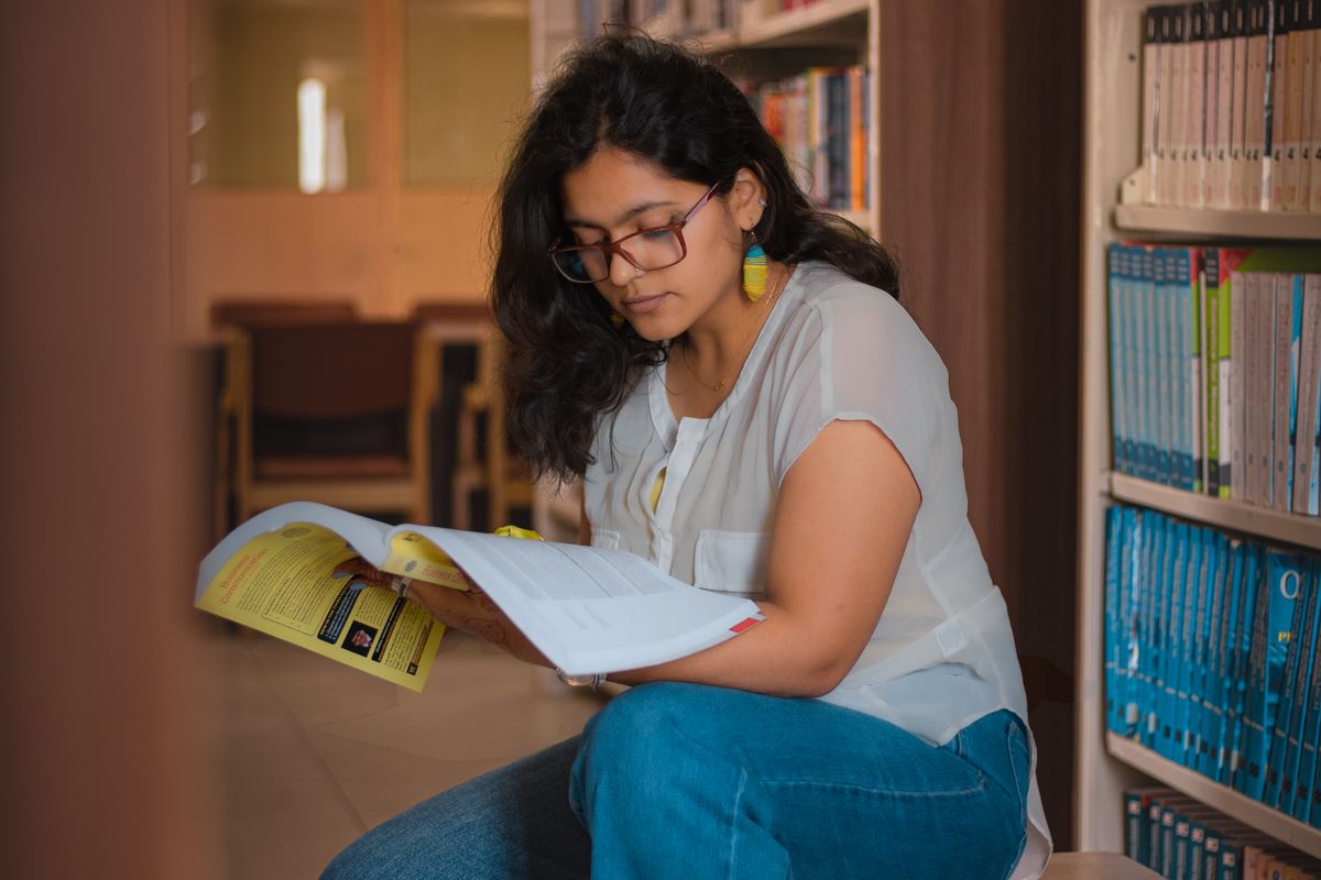 Indian Library Photos, Download The BEST Free Indian Library Stock ...