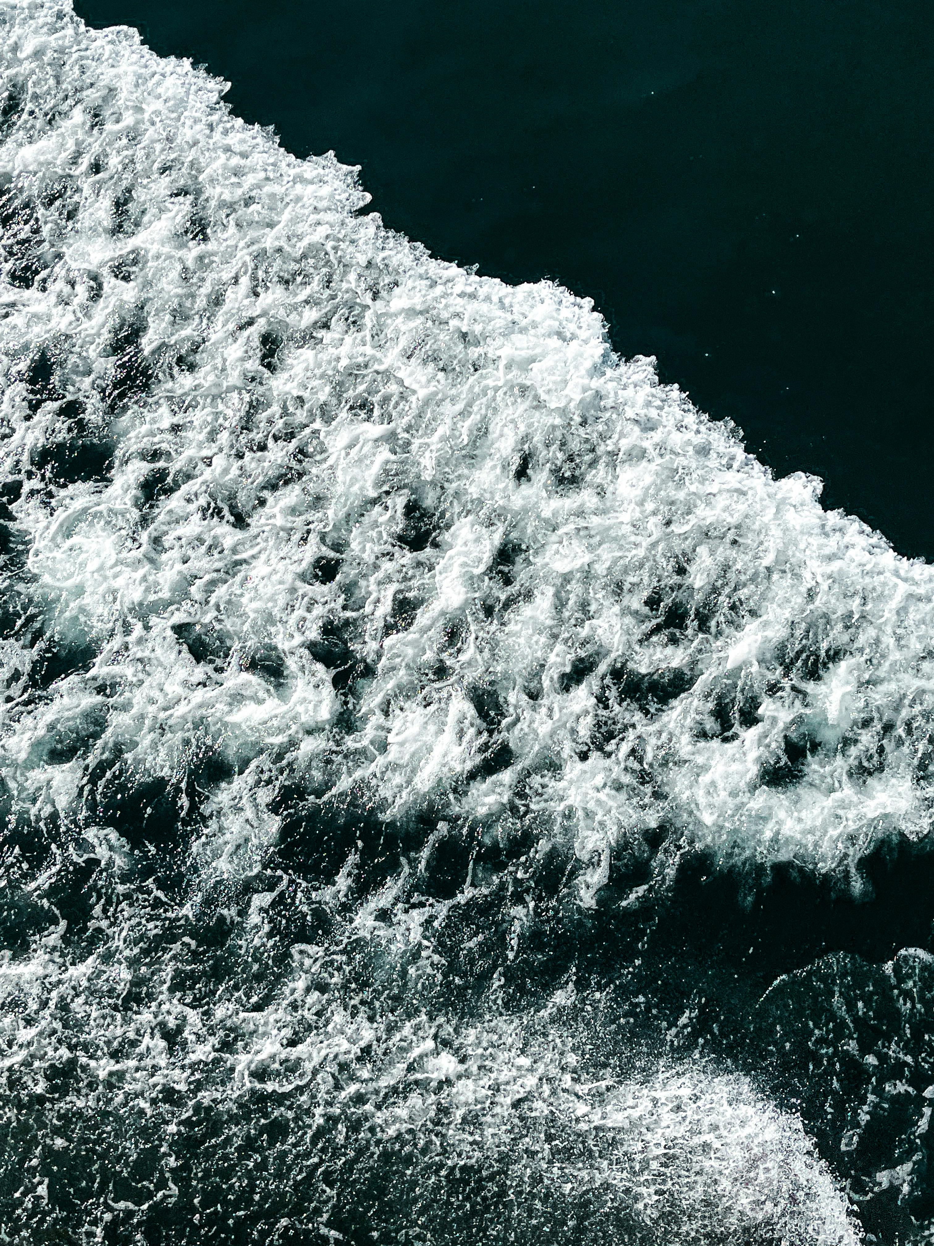 Dark Deep Ocean · Free Stock Photo