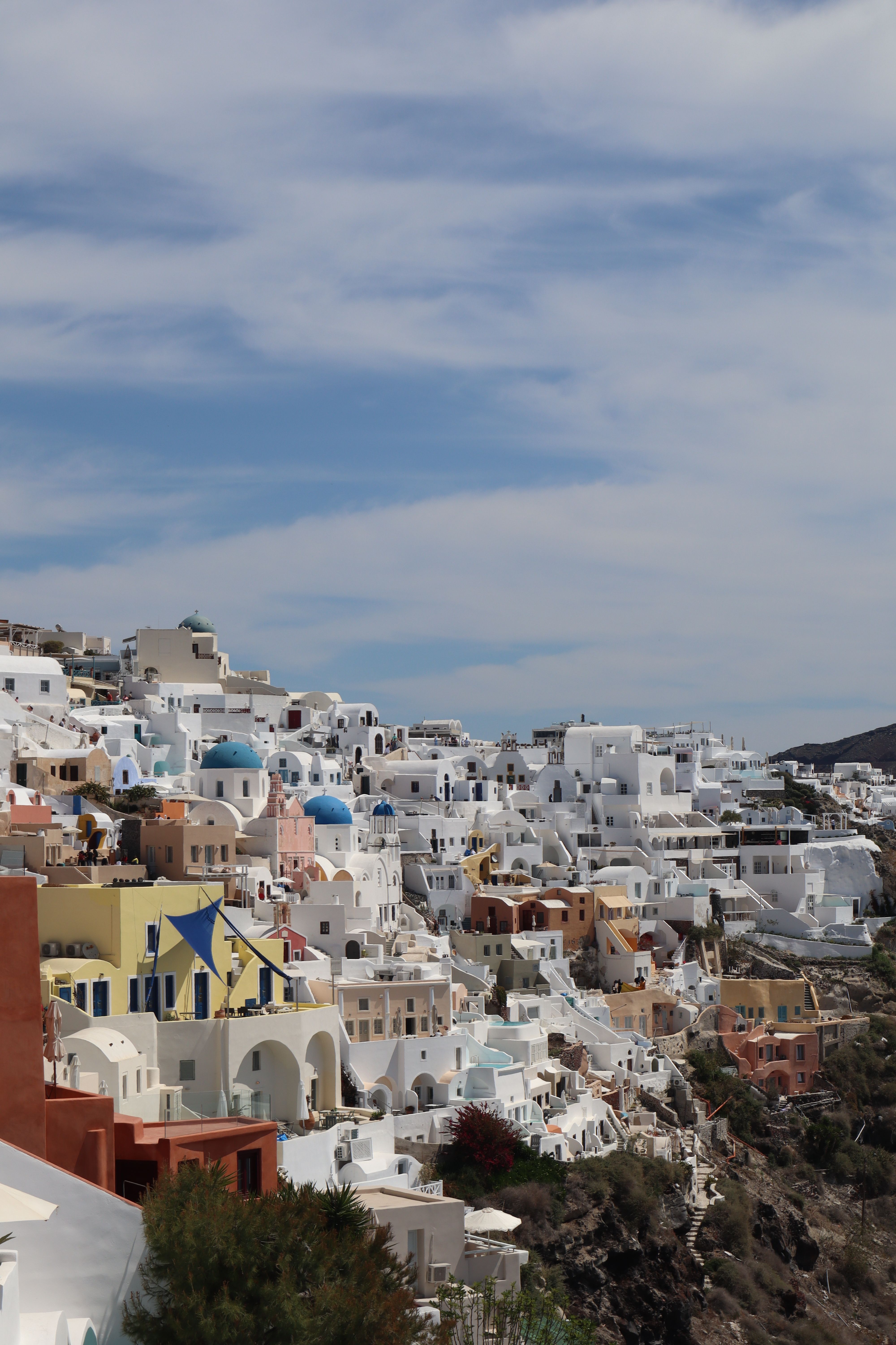 White Architecture of Oia on Santorini · Free Stock Photo