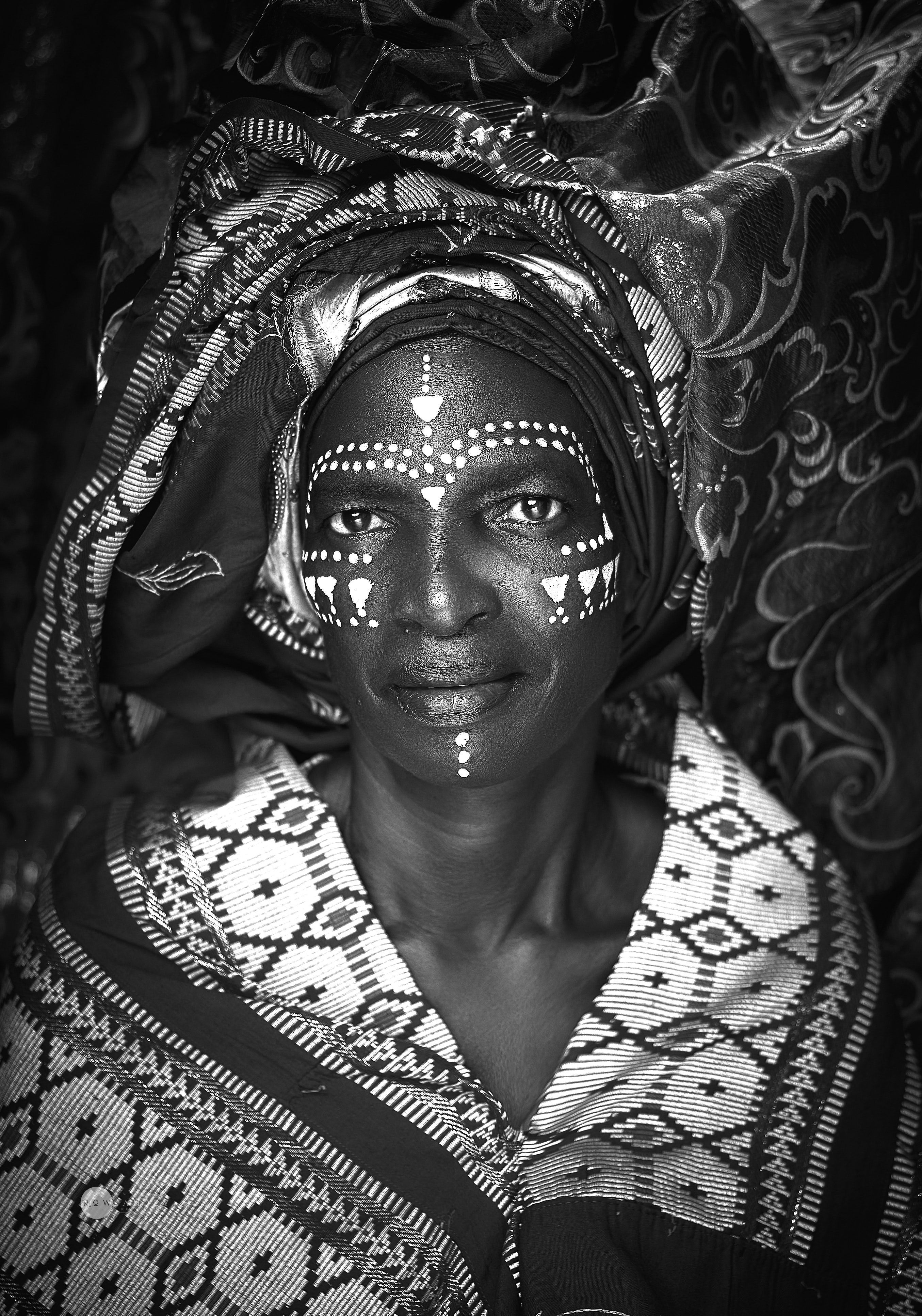 A Woman in a Tribal Costume in Black and White · Free Stock Photo