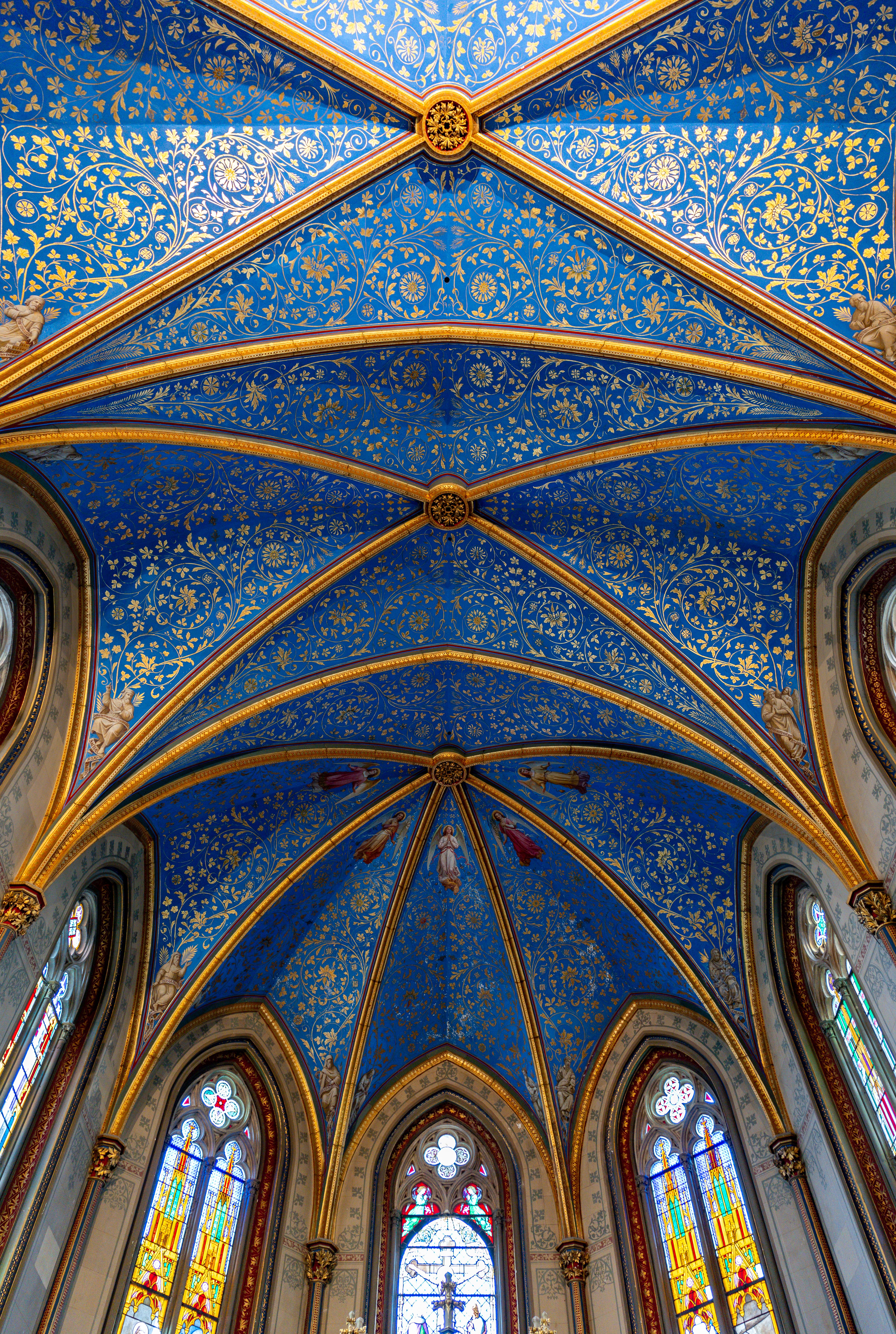 Ceiling at the Hohenzollern Castle in Germany · Free Stock Photo