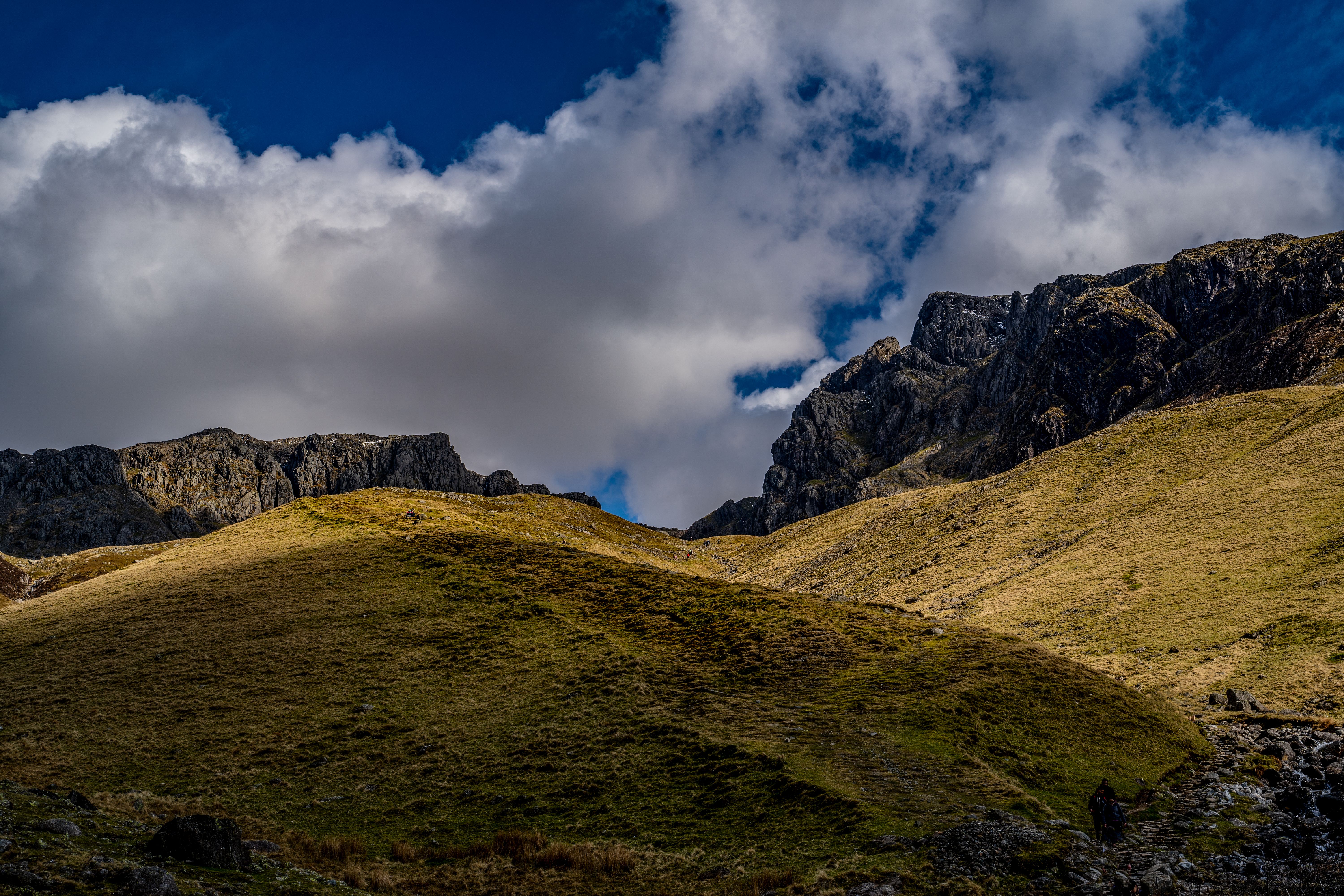 Hills in the Valley · Free Stock Photo