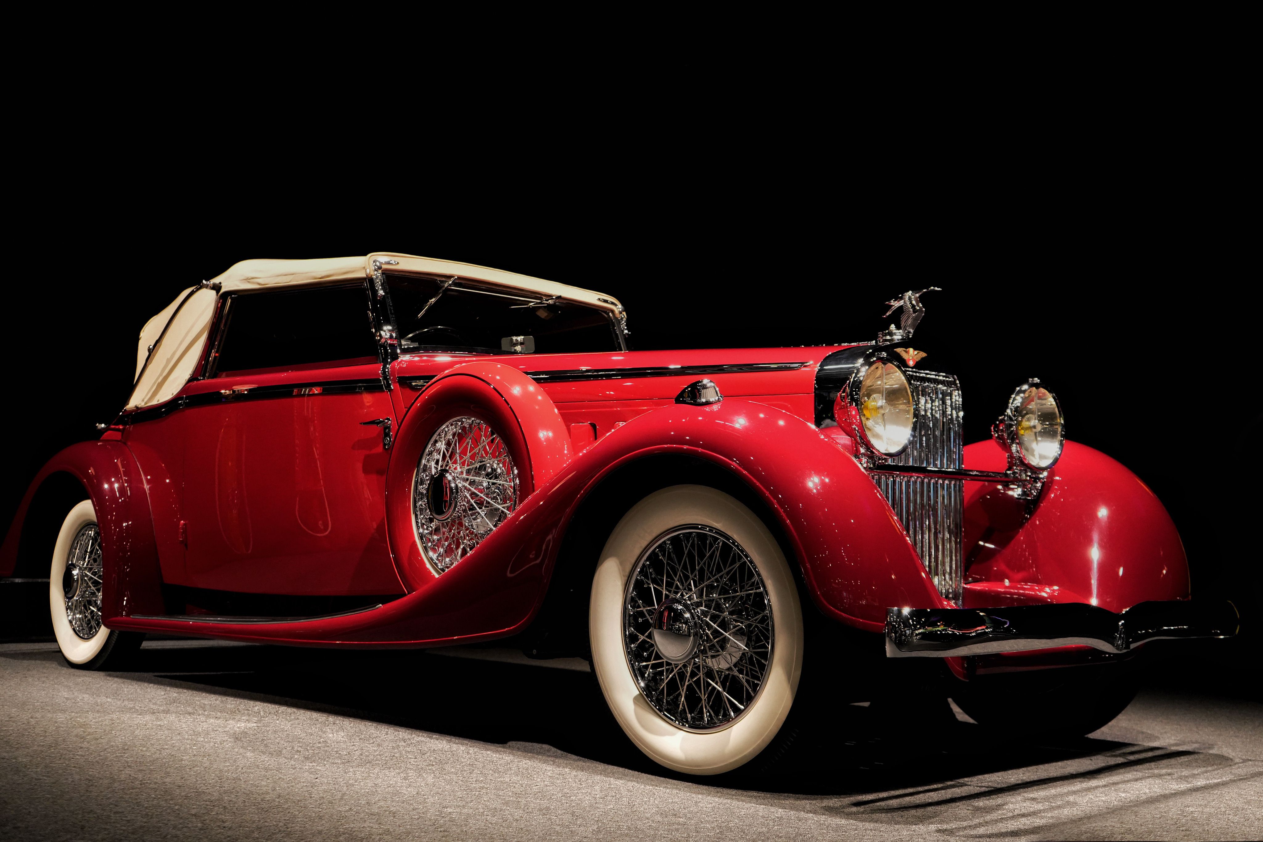Red Classic Car · Free Stock Photo