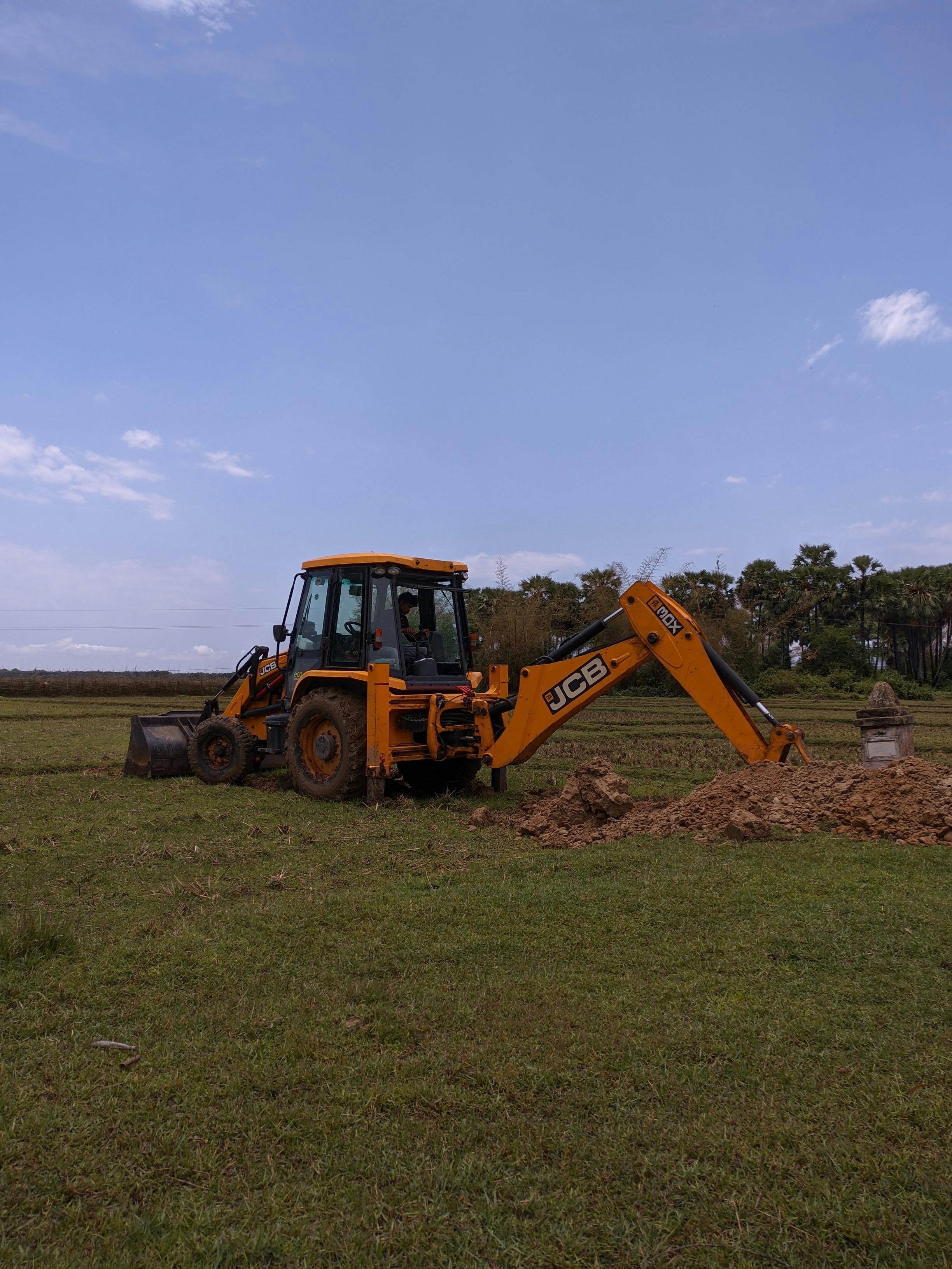 Excavator Sky Photos, Download The BEST Free Excavator Sky Stock Photos ...