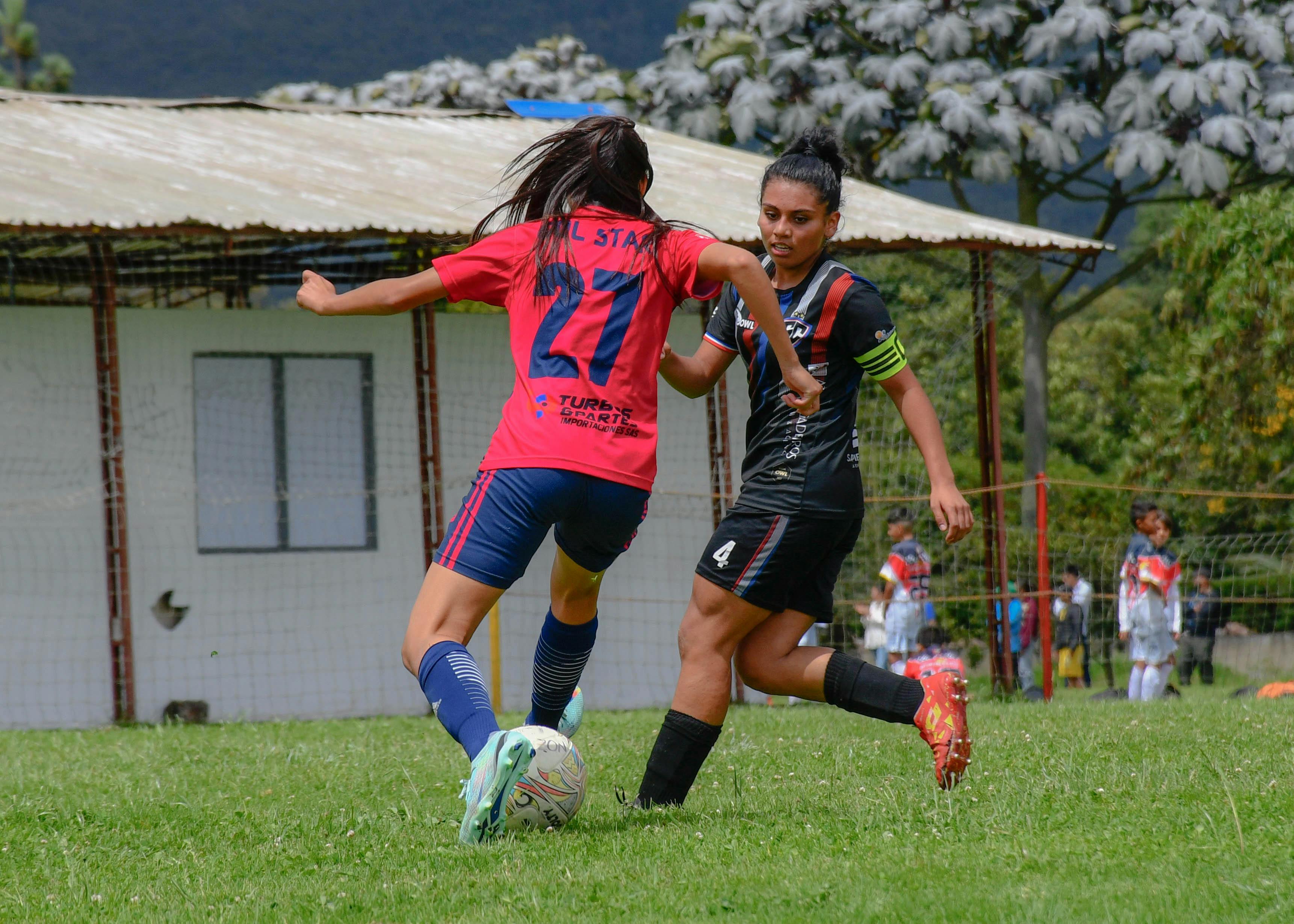 Women Playing Football · Free Stock Photo