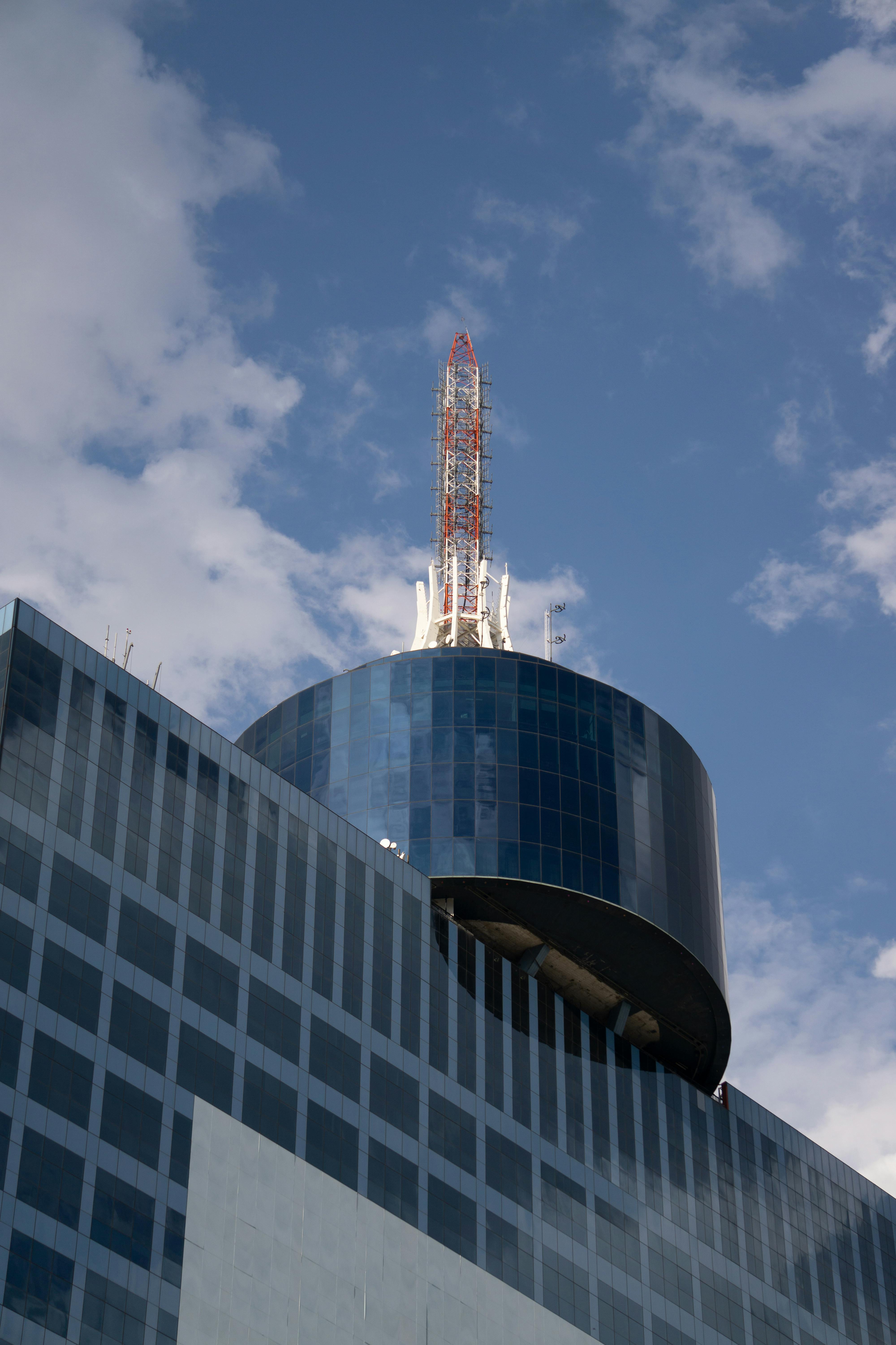 Antenna of World Trade Center Mexico · Free Stock Photo