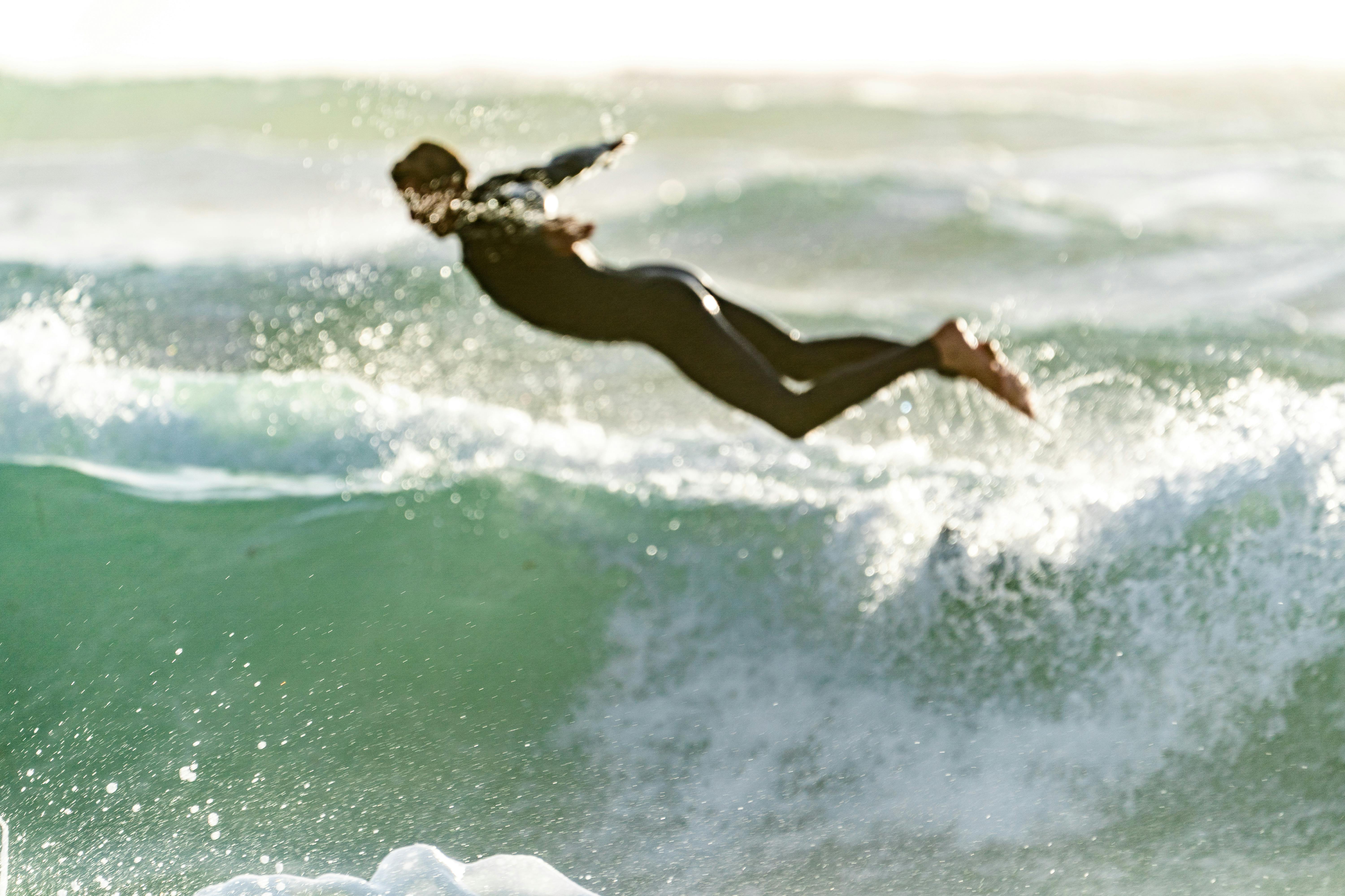 Man Playing Surfing on Big Waves · Free Stock Photo