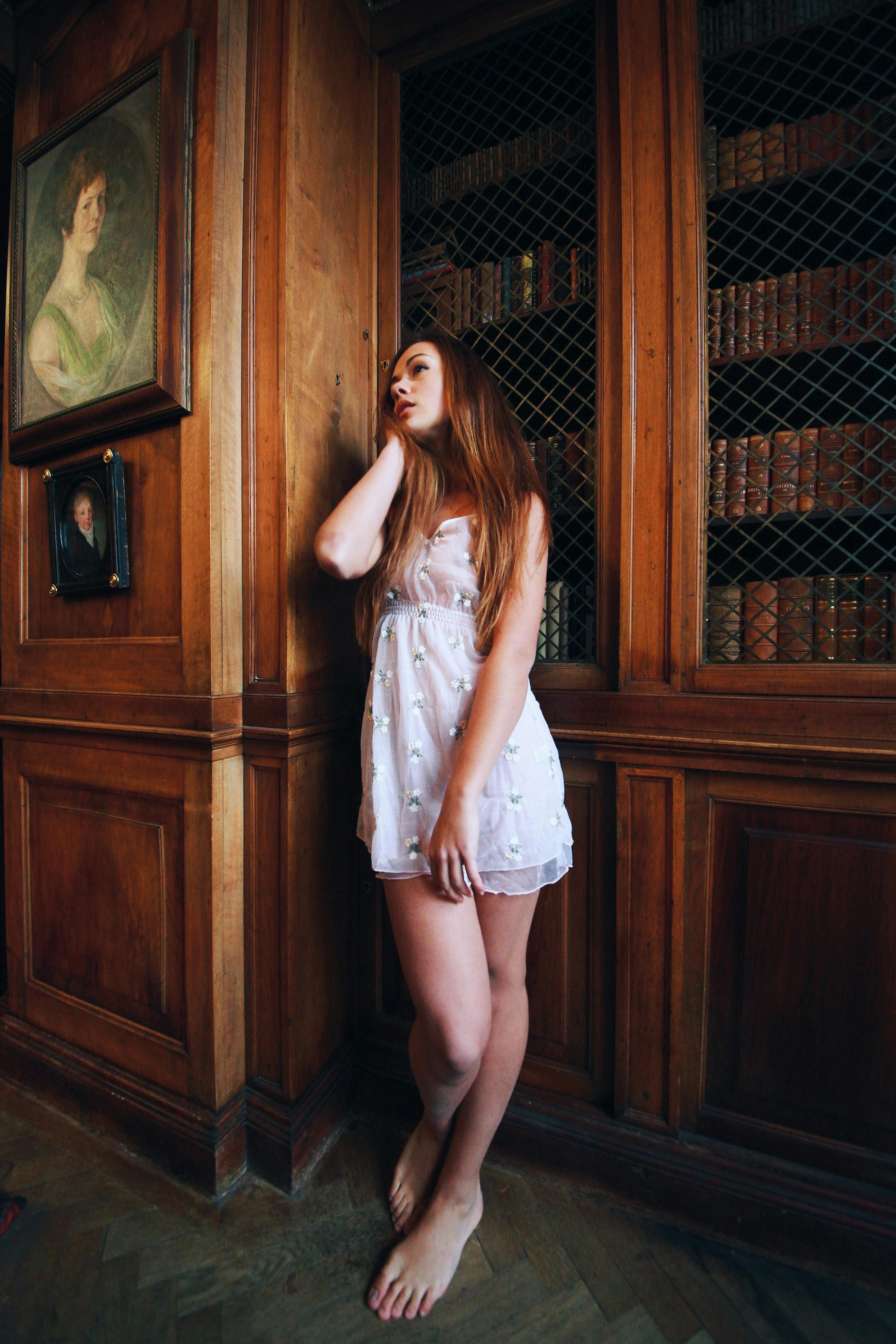 Model in Nightie · Free Stock Photo