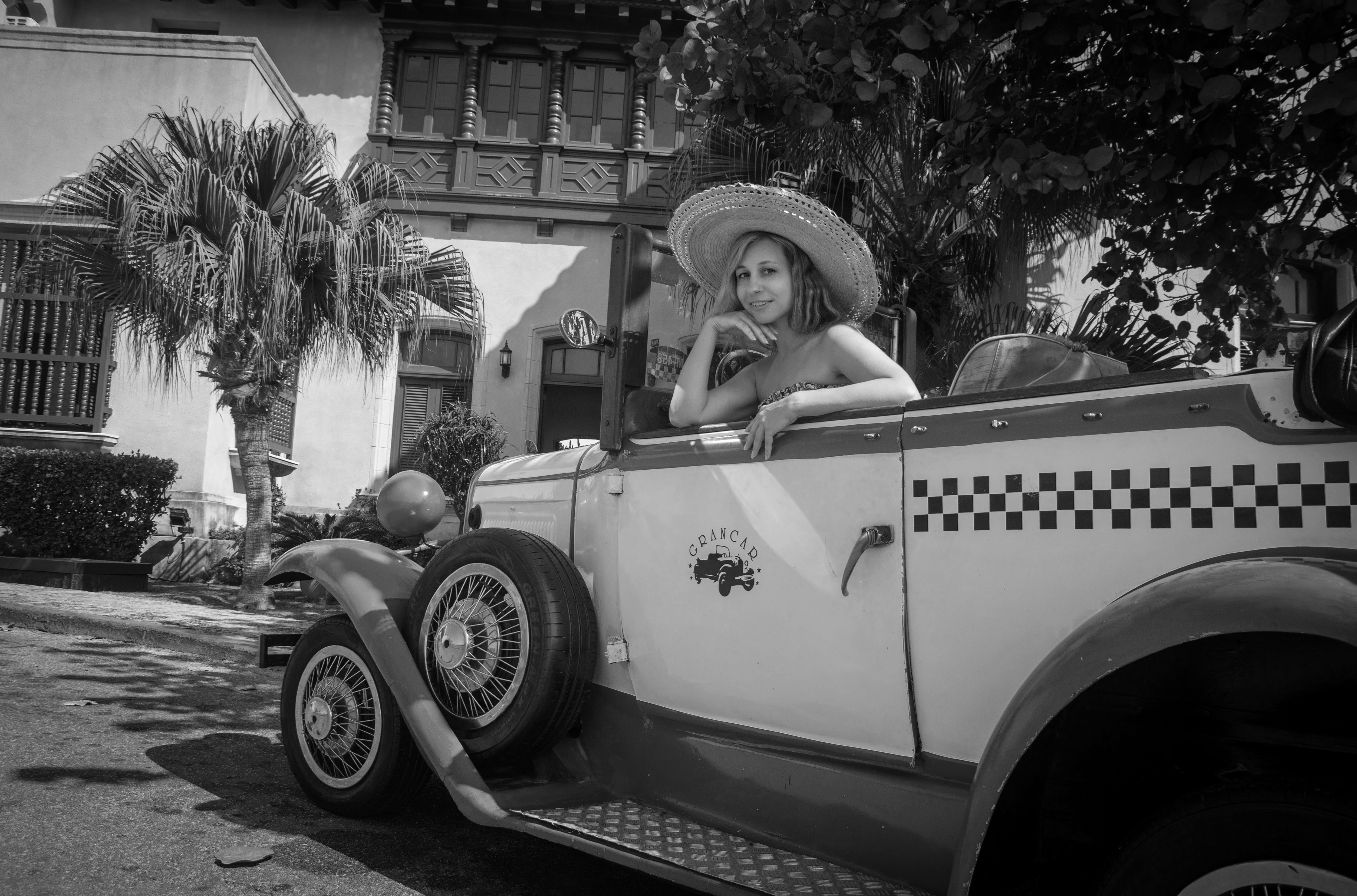 Retro Style Model · Free Stock Photo