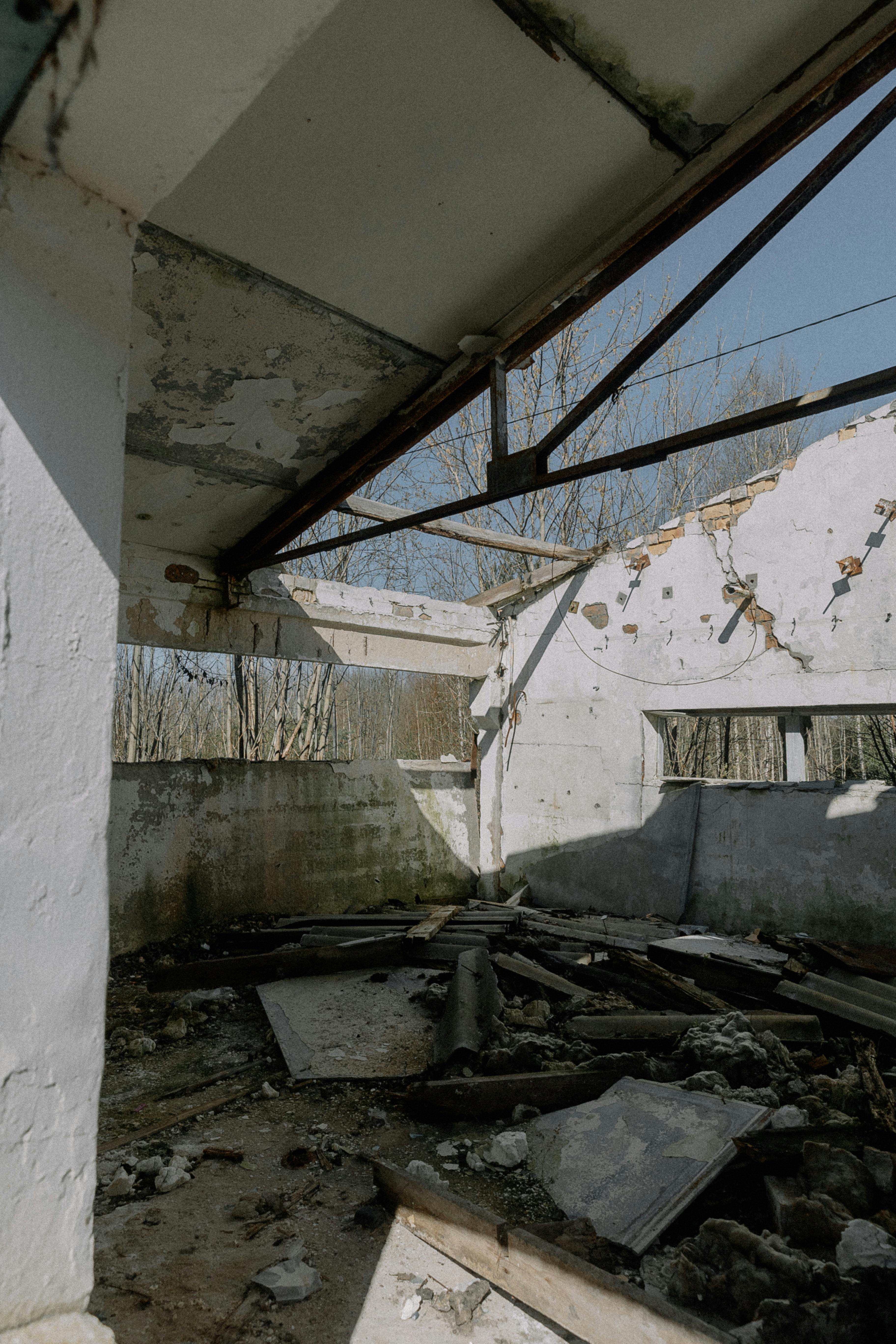 Interior of Destroyed Building · Free Stock Photo