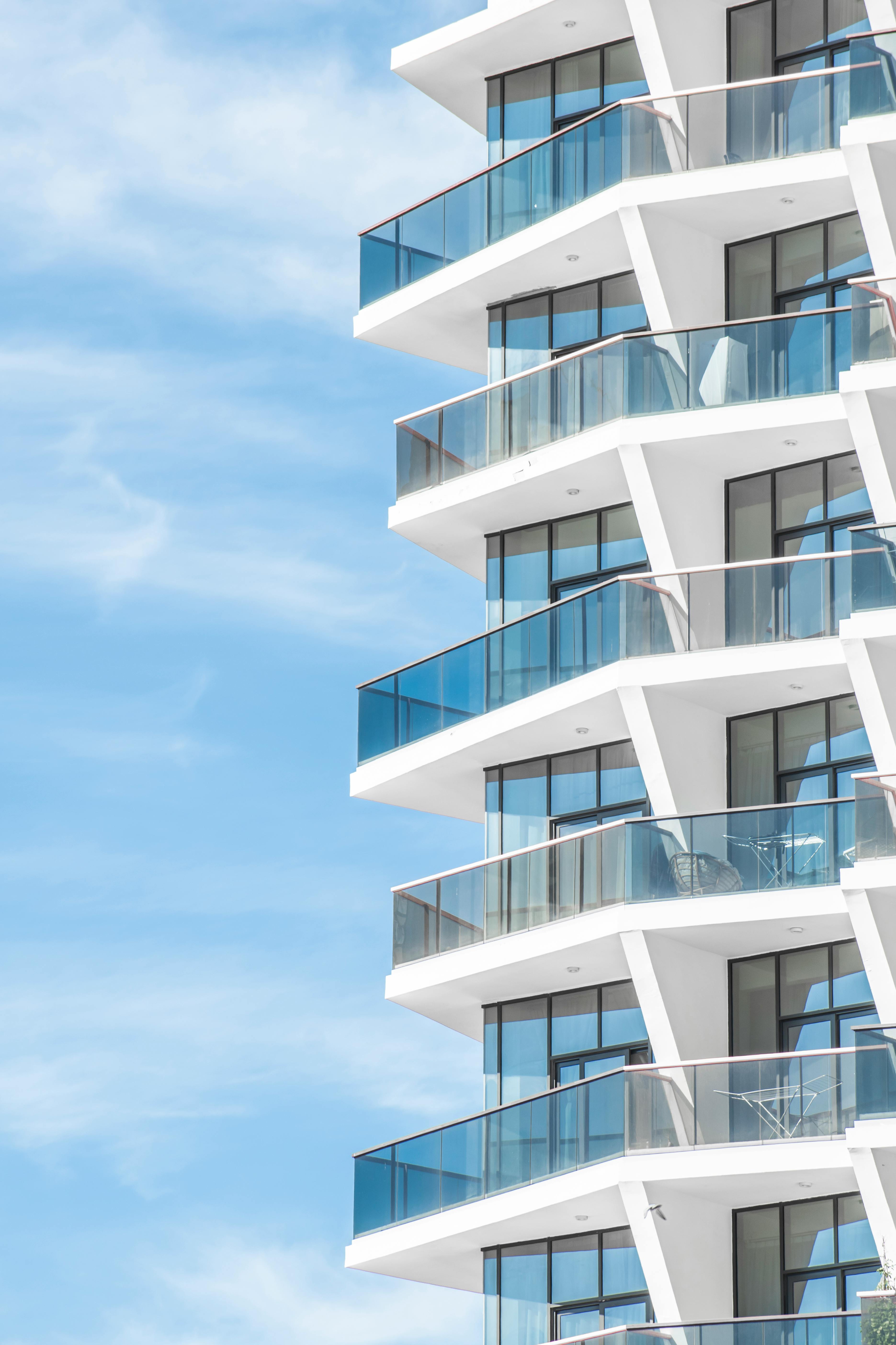 Minimalist architecture design · Free Stock Photo