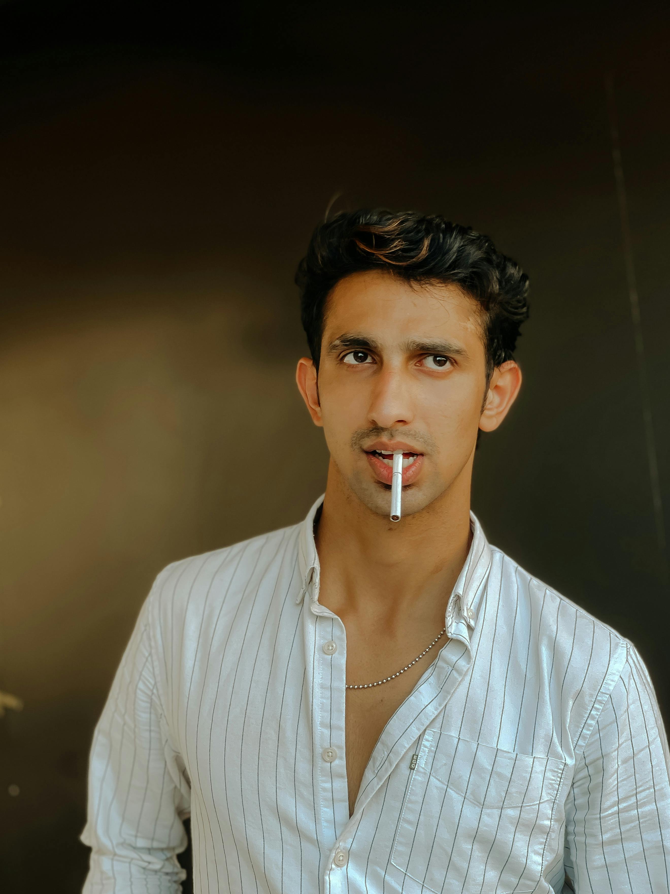 Man Smoking Photos, Download The BEST Free Man Smoking Stock Photos ...