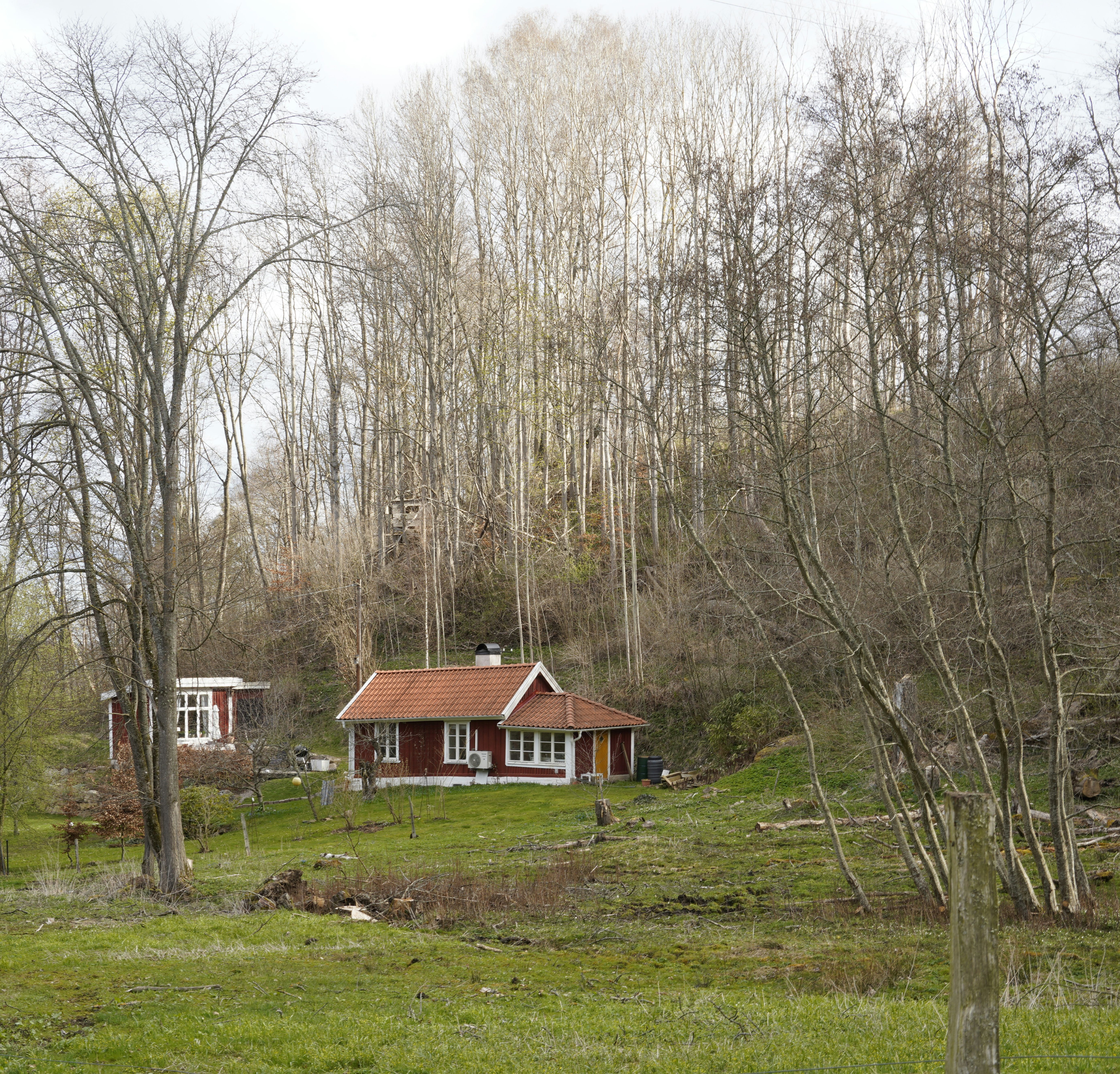 Charming Countryside House Surrounded by Nature · Free Stock Photo