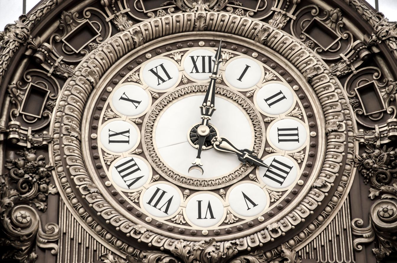 How to Read Analogue Clock: A Step-by-Step Guide