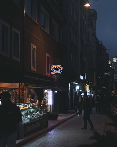 Night Town Photos, Download The BEST Free Night Town Stock Photos & HD ...