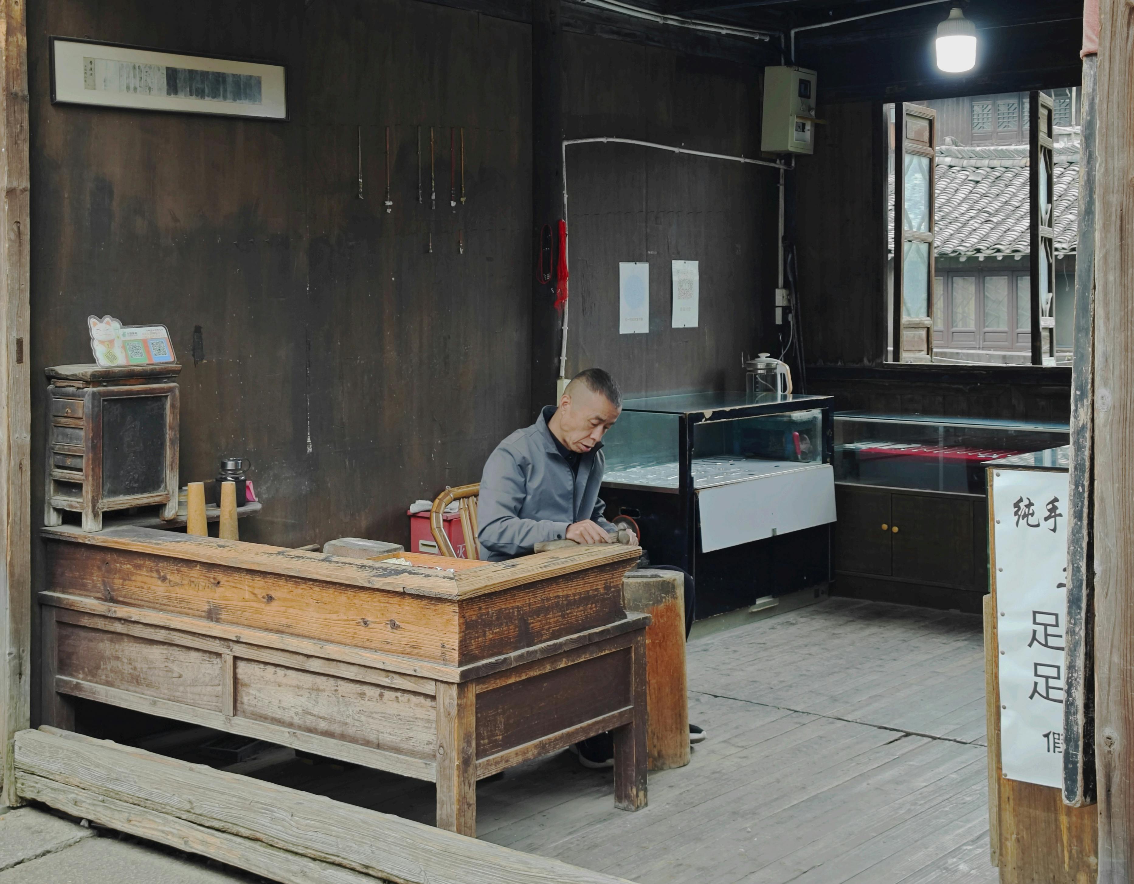 Craftsman at Work in his Workshop · Free Stock Photo