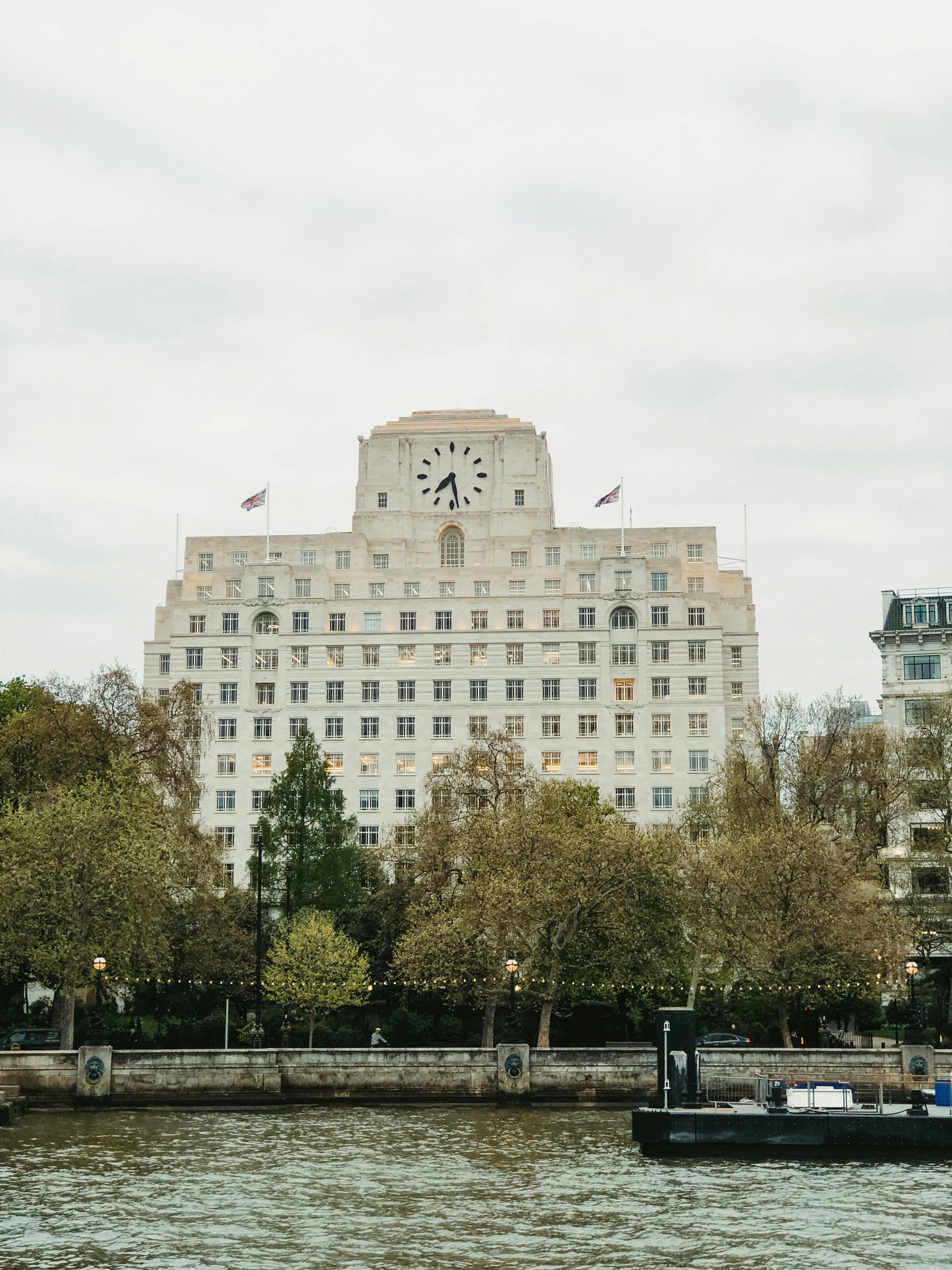 Shell Mex House in London · Free Stock Photo