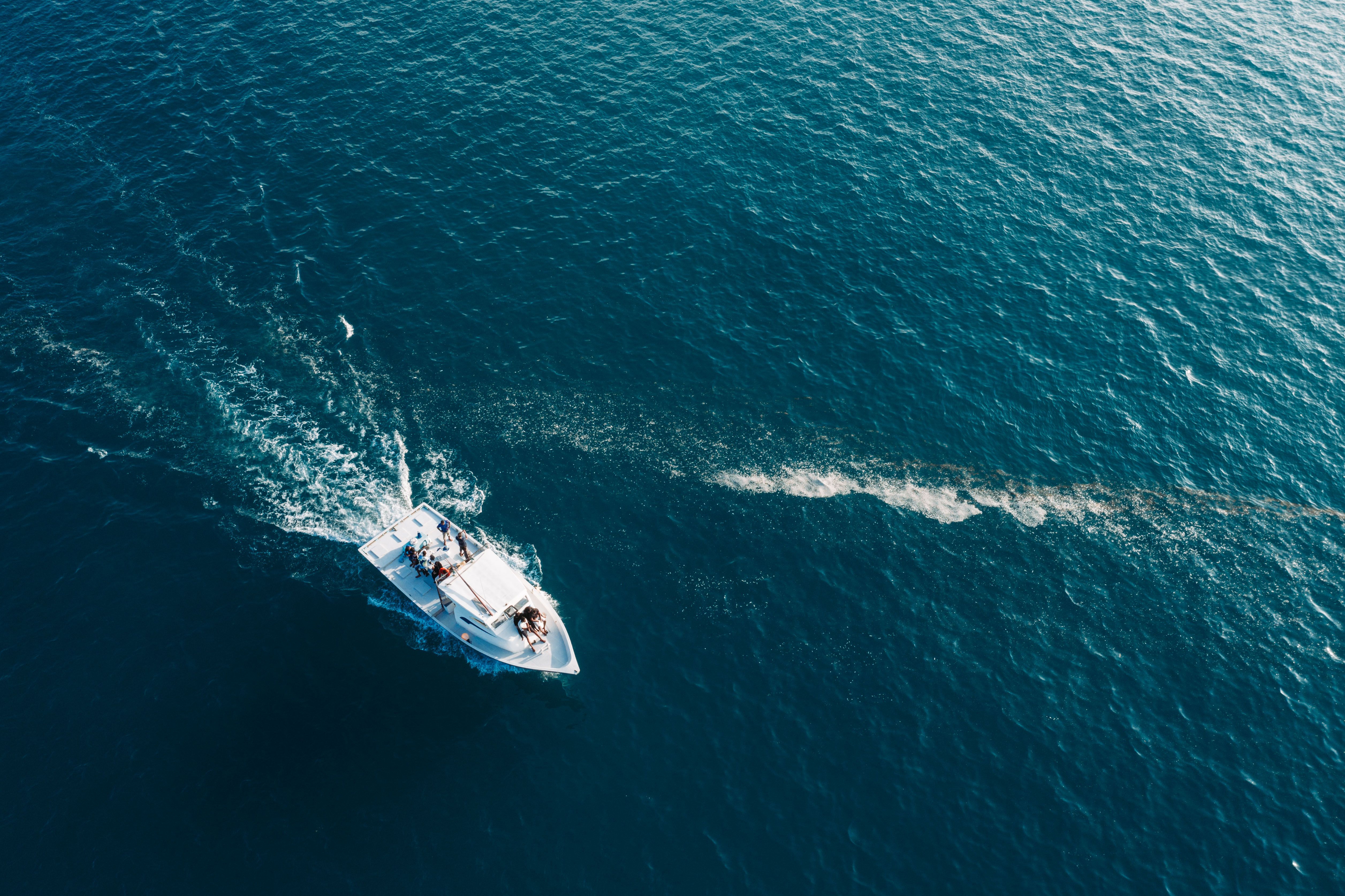 Motorboat on Open Water · Free Stock Photo