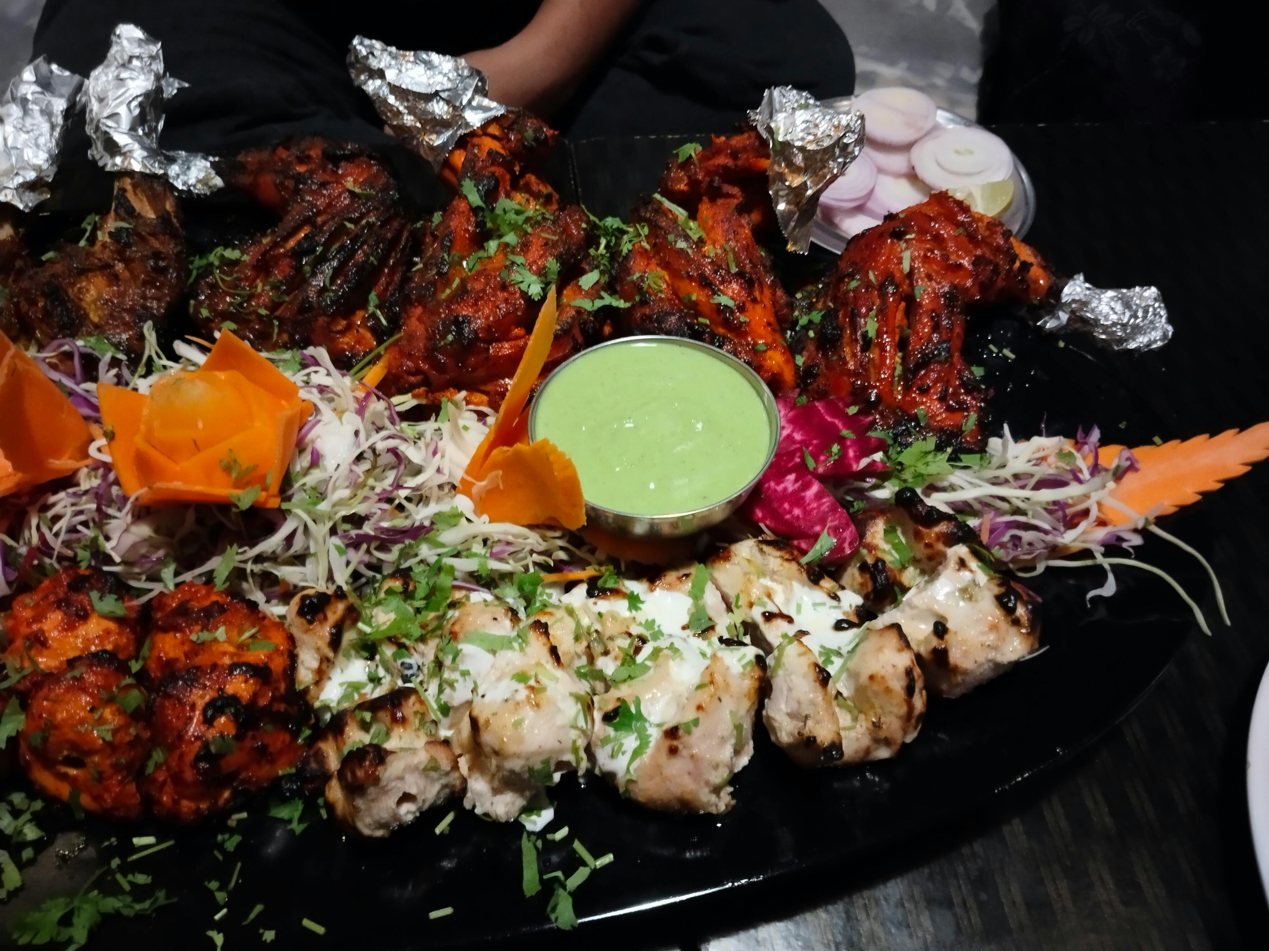 Mubeen Khan - 摄影