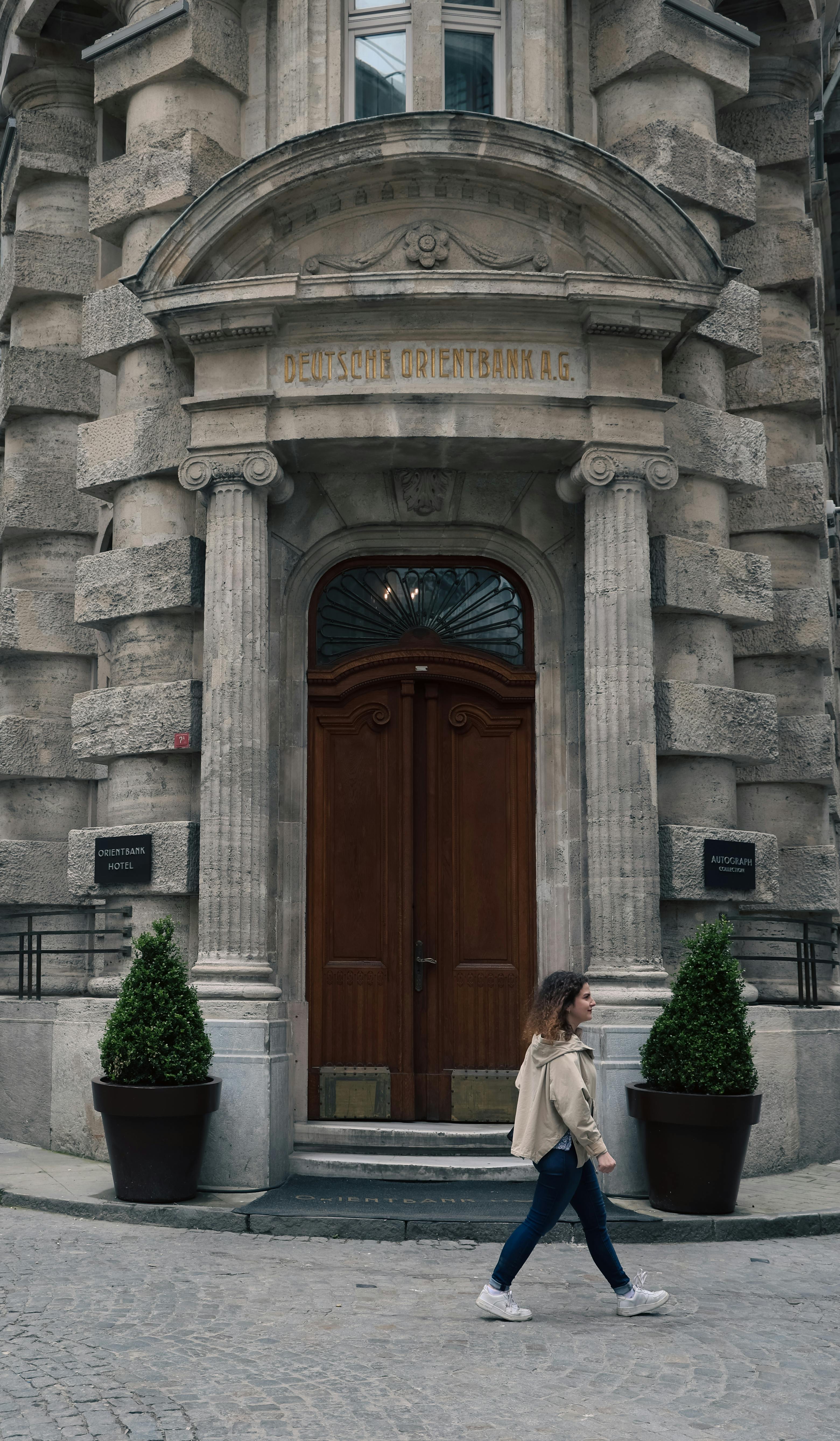 Entrance to Germanya Han in Istanbul · Free Stock Photo