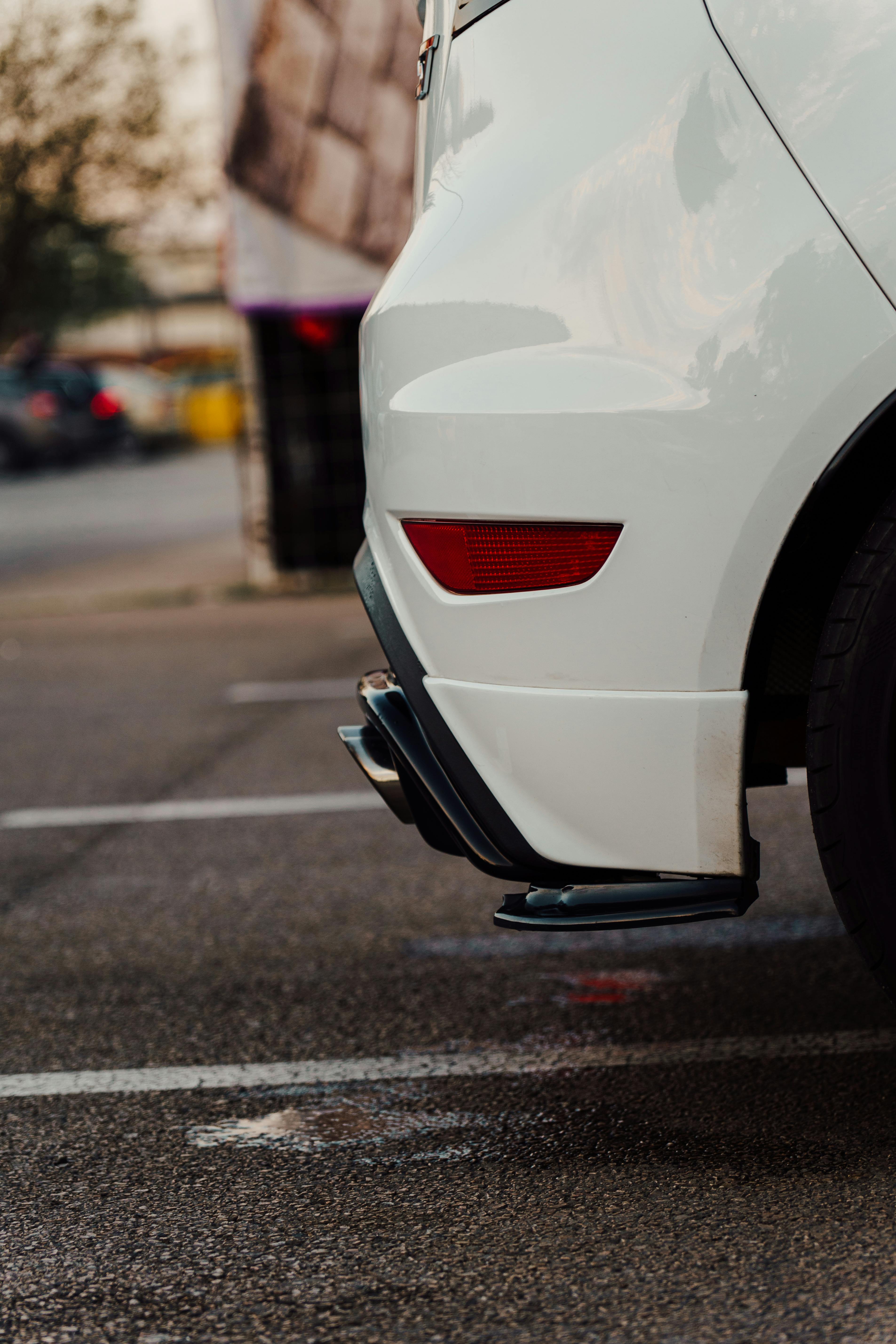 Car From Back Photos, Download The BEST Free Car From Back Stock Photos ...