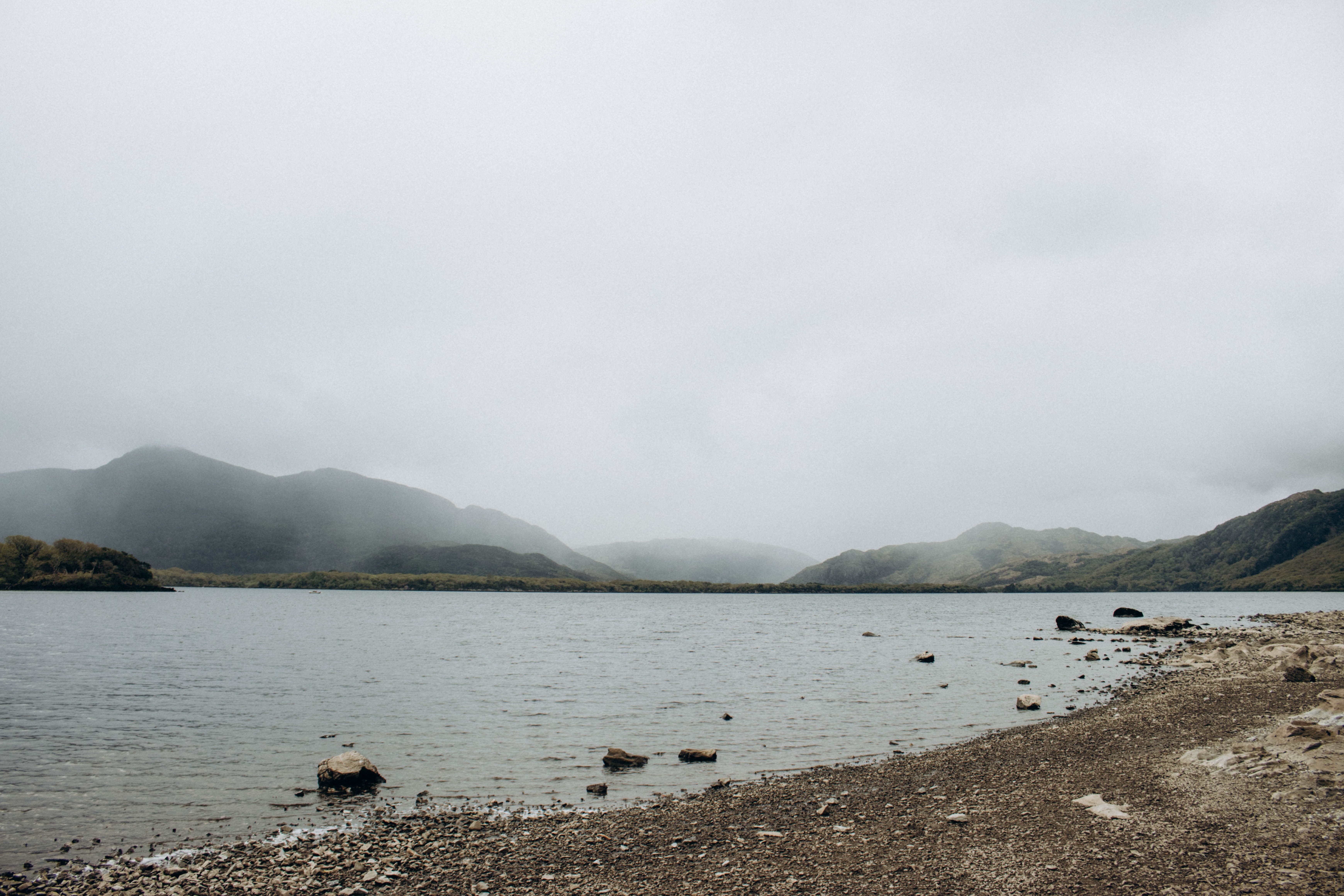 Overcast over Lake · Free Stock Photo