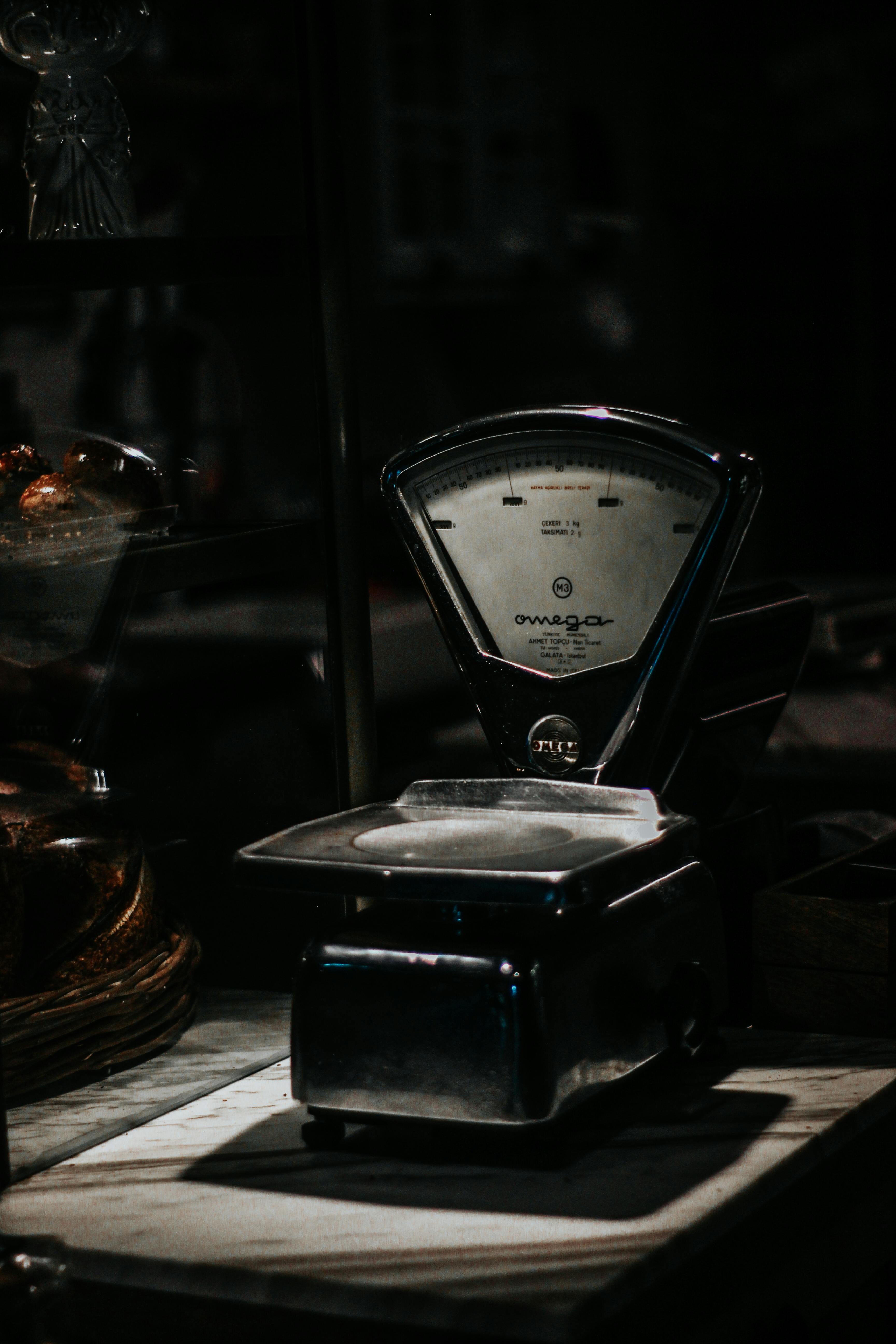 A Vintage Scale in a Shop · Free Stock Photo