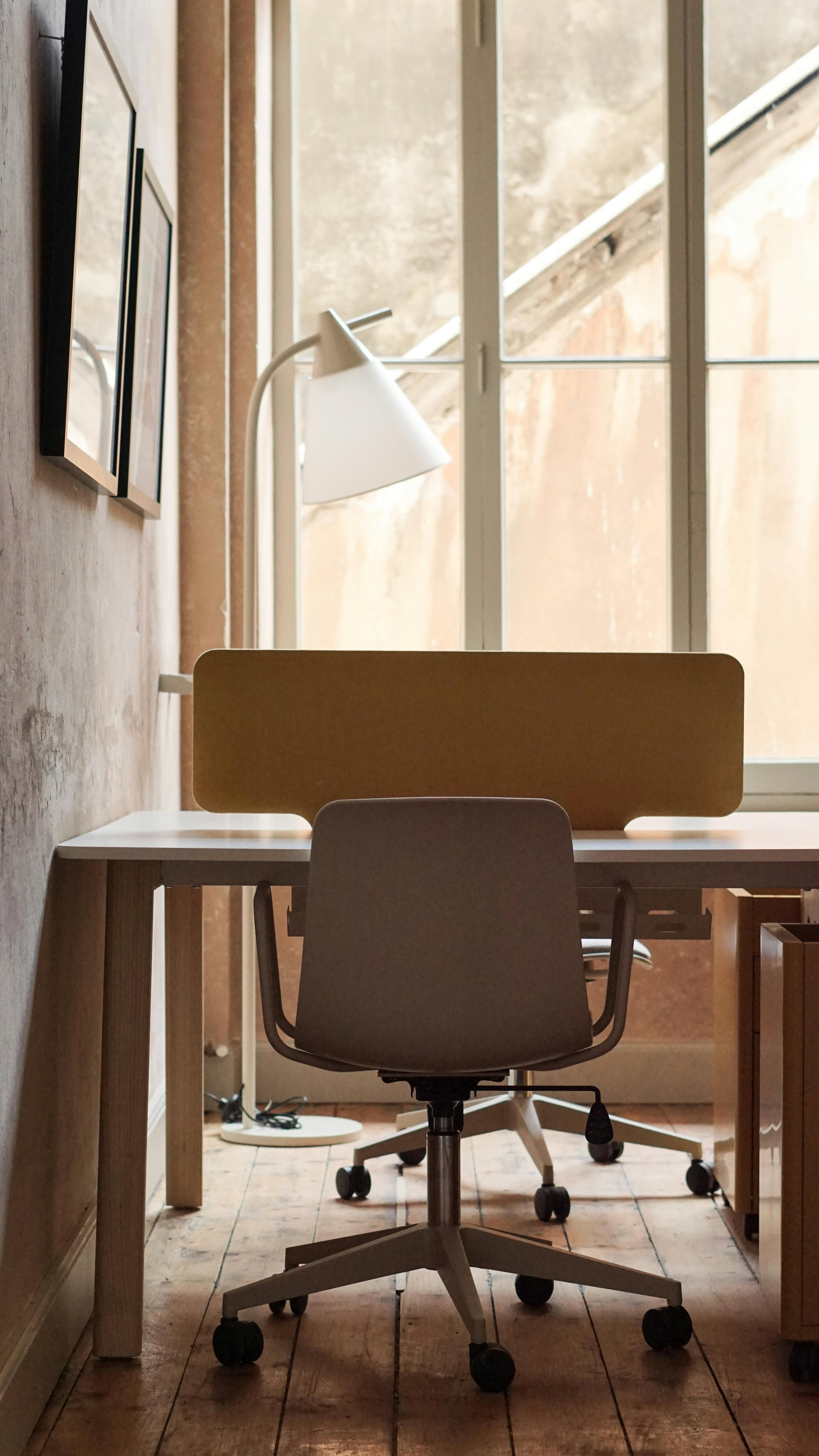 Office Chair And Desk · Free Stock Photo