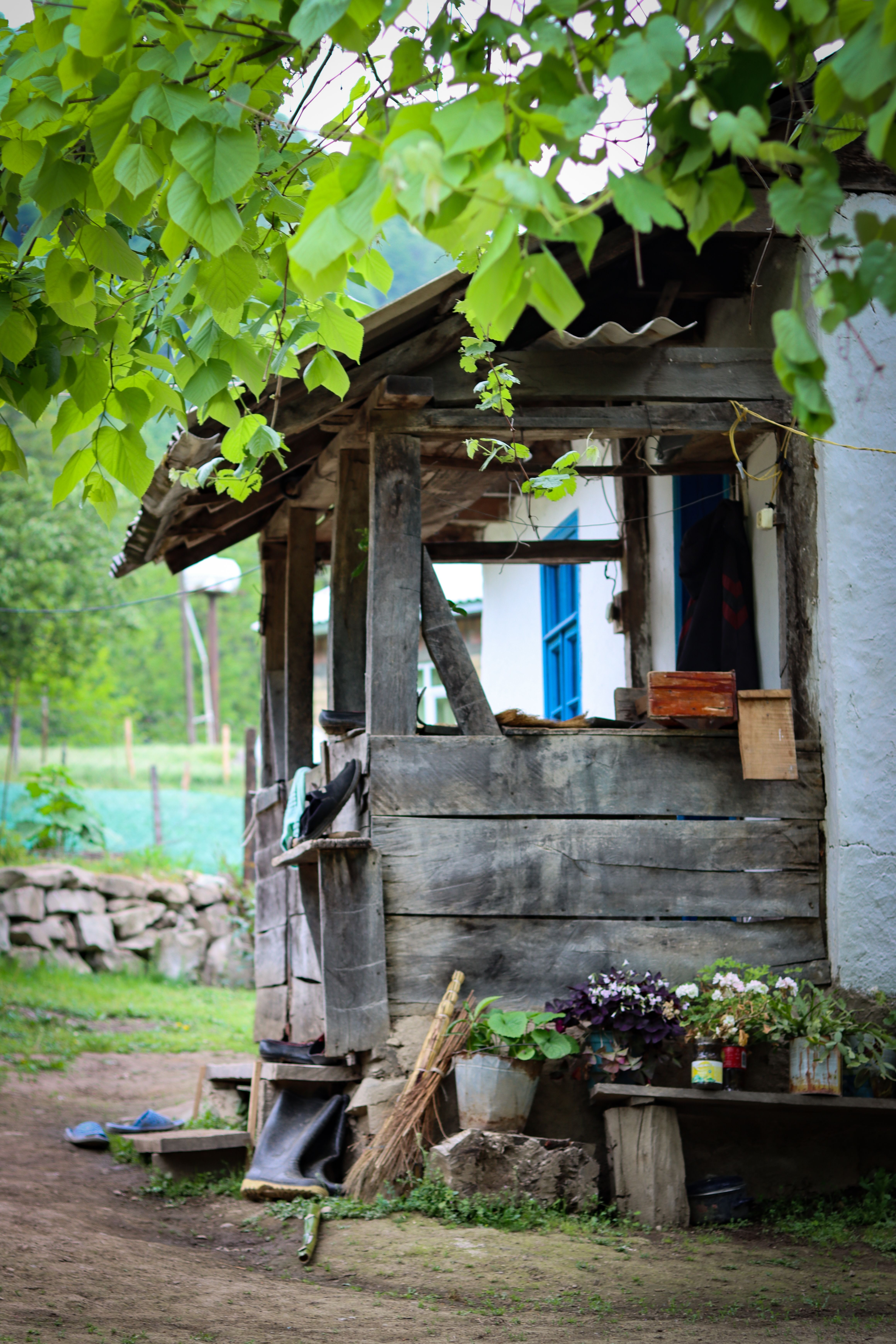 House with Wooden Proch · Free Stock Photo