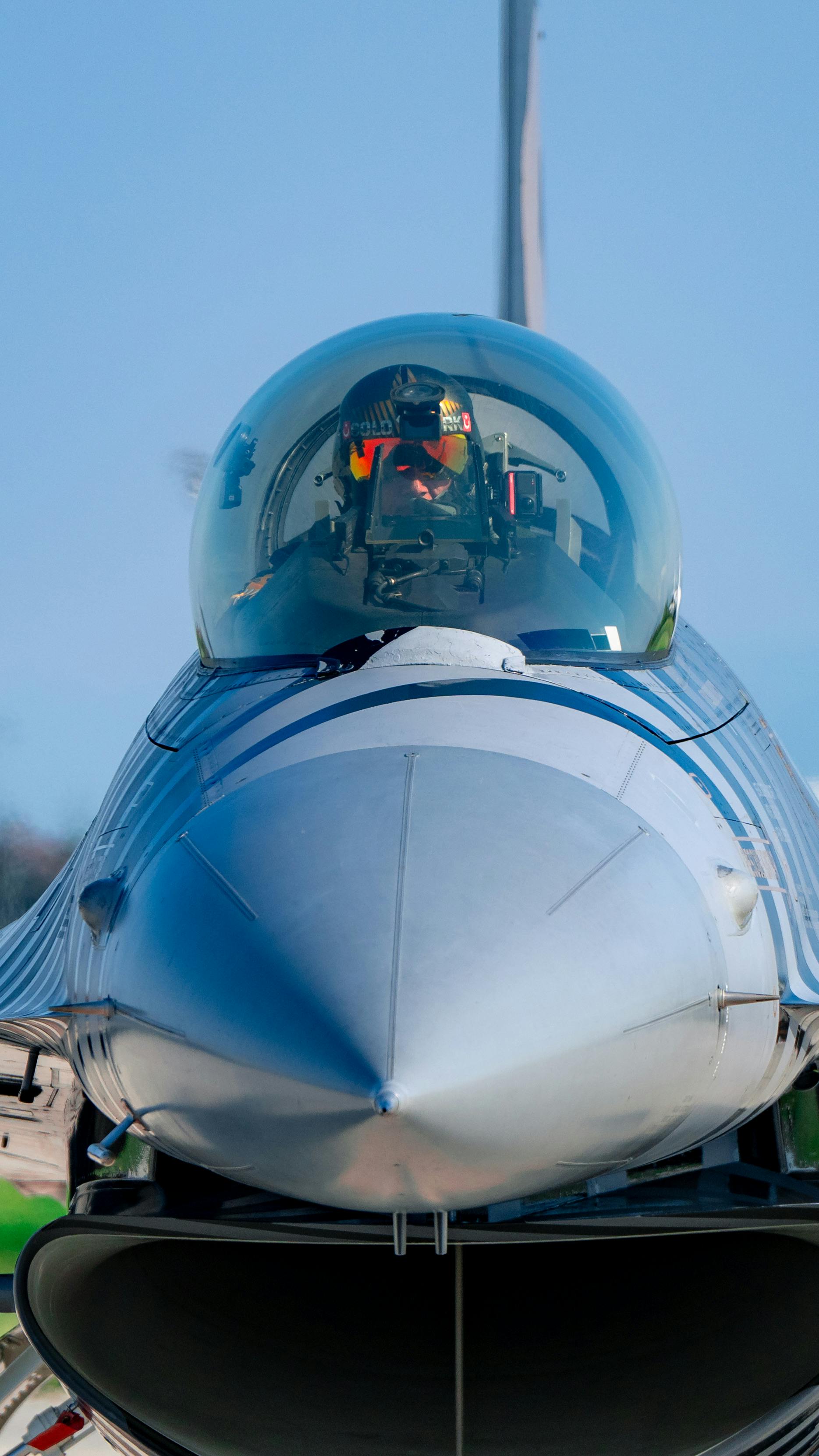 Pilot Soldier Photos, Download The BEST Free Pilot Soldier Stock Photos ...